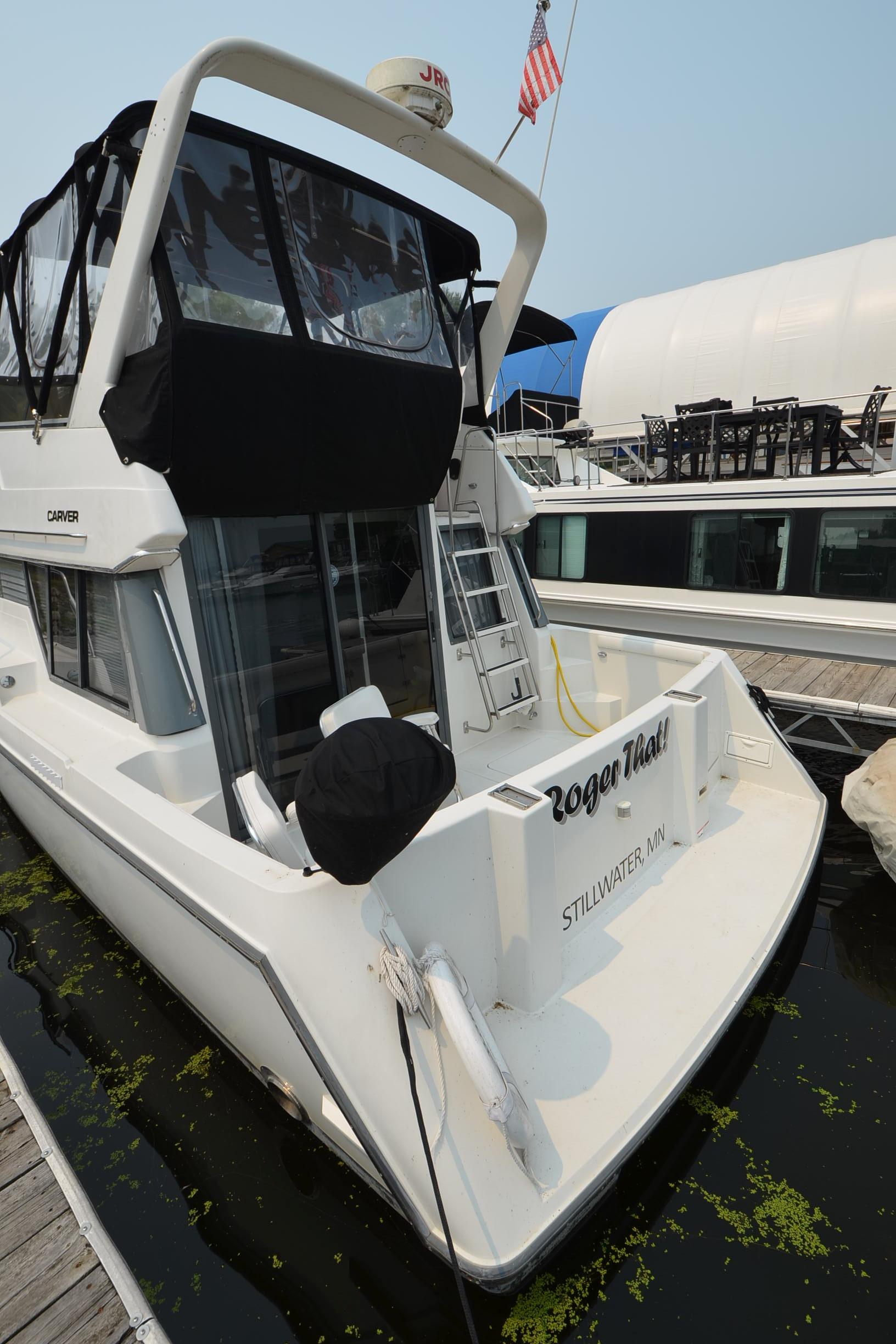 1995 Carver 370 Voyager Convertible for sale - YachtWorld