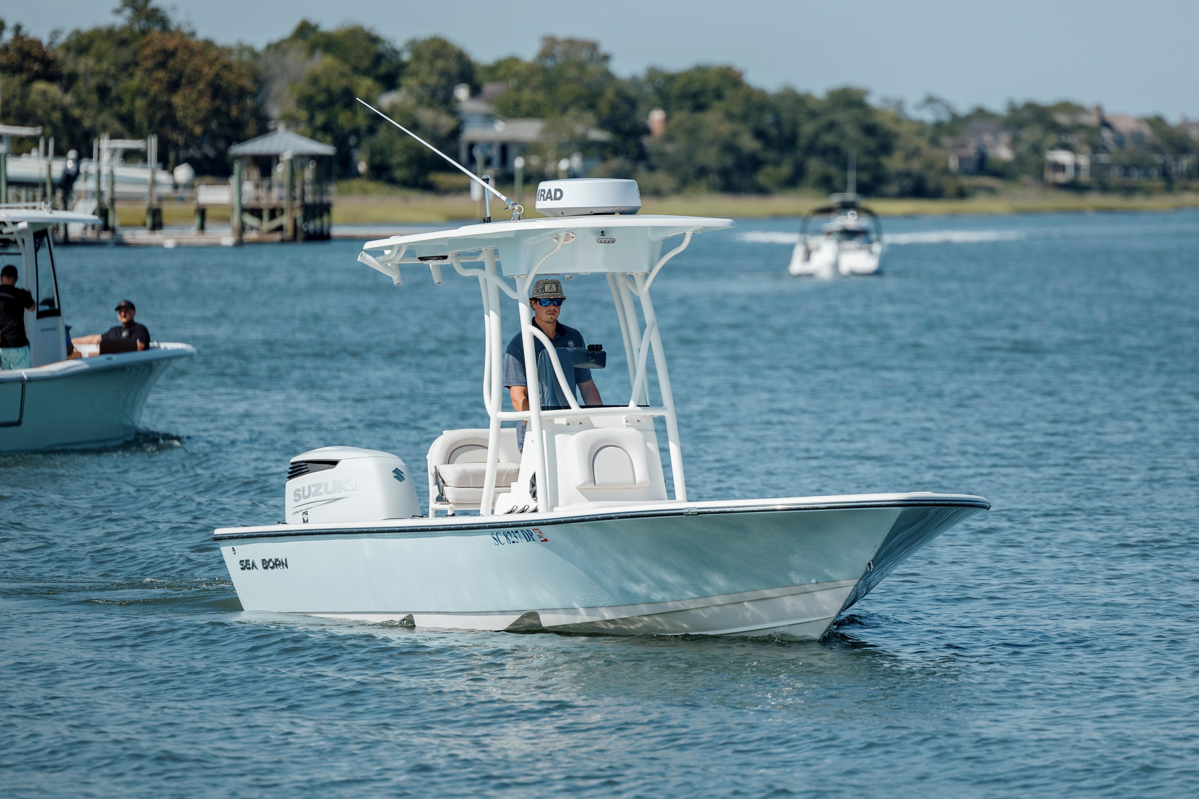 2020 Sea Born LX24 Center Console Centre Console for sale - YachtWorld