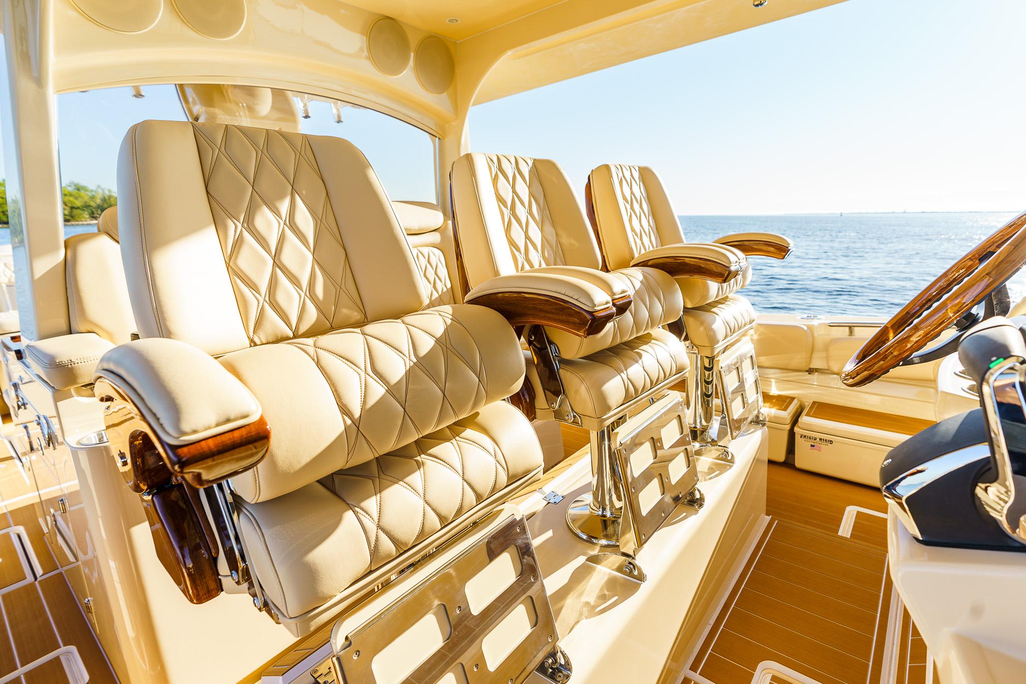 2023 HCB Suenos Centre Console for sale - YachtWorld
