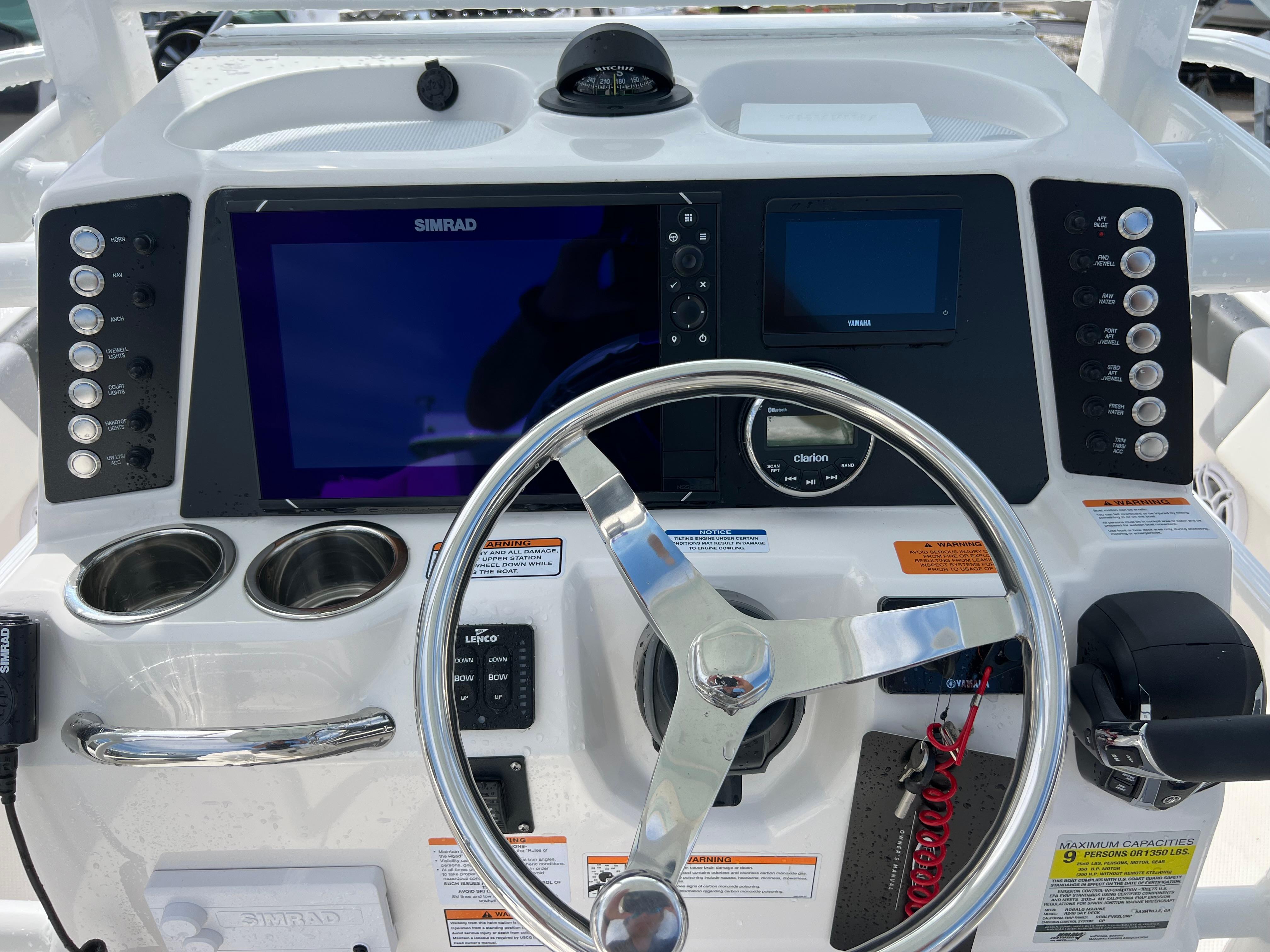 2024 Robalo 246 Sky Deck Center Console for sale - YachtWorld