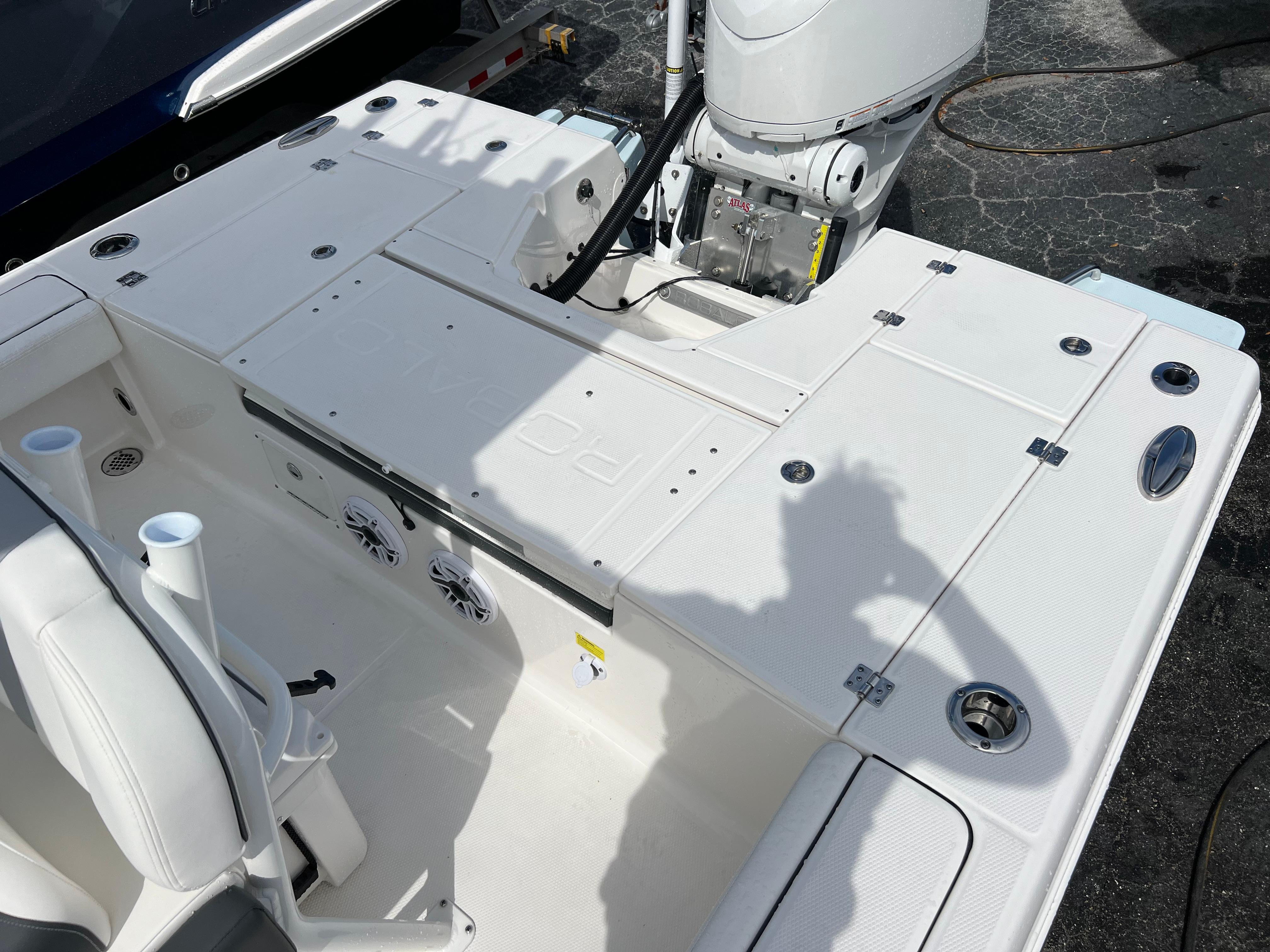 2024 Robalo 246 Sky Deck Center Console for sale - YachtWorld