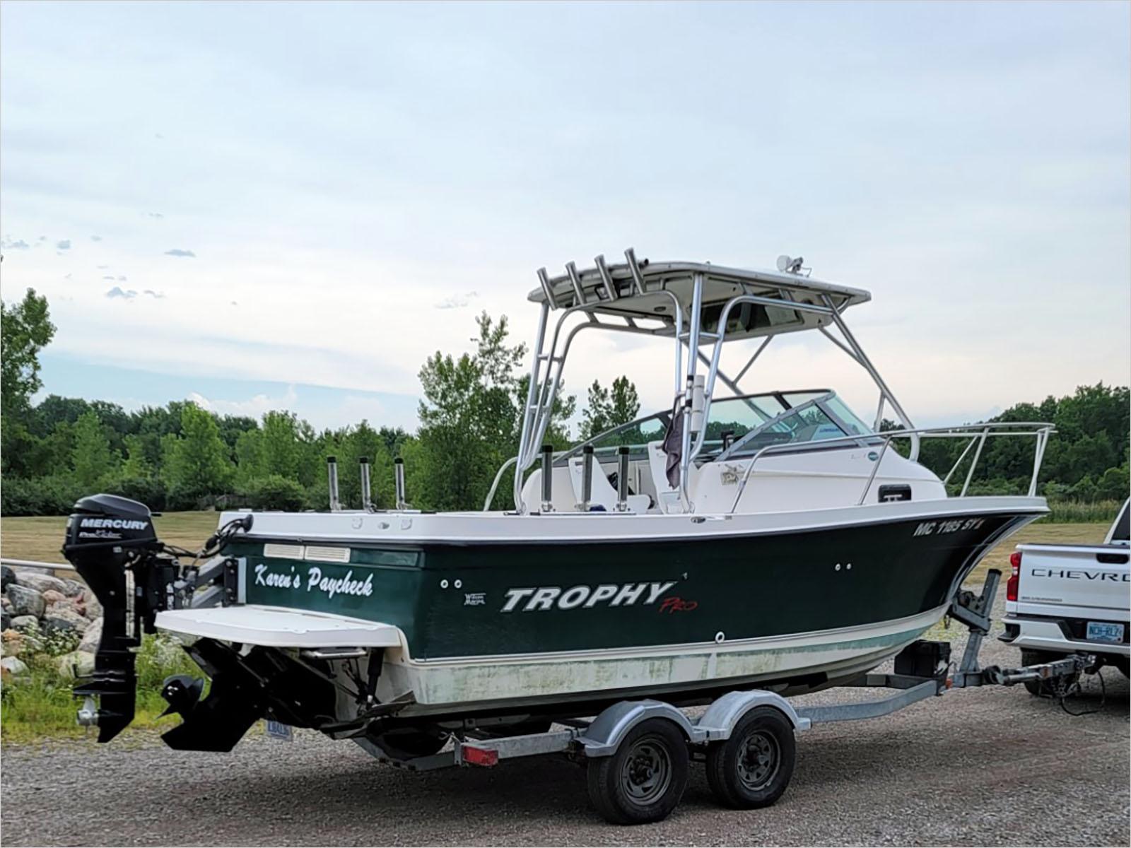 2006 Trophy 2052 Walkaround Walkaround for sale - YachtWorld