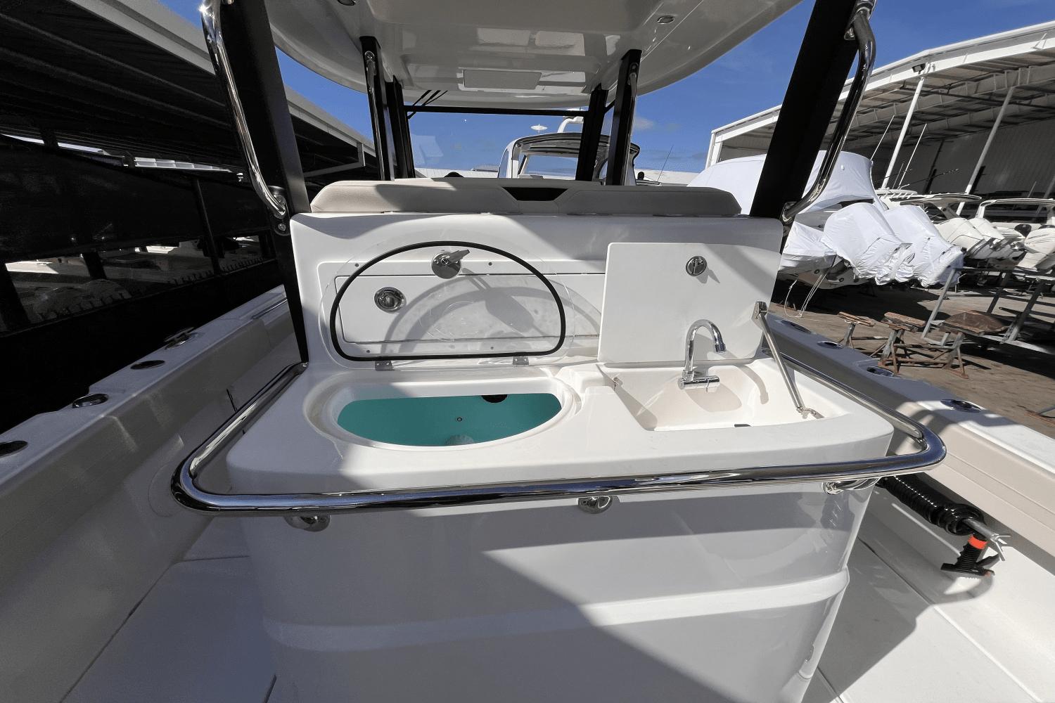 2024 Aquila 28 Molokai Motor Yachts for sale - YachtWorld