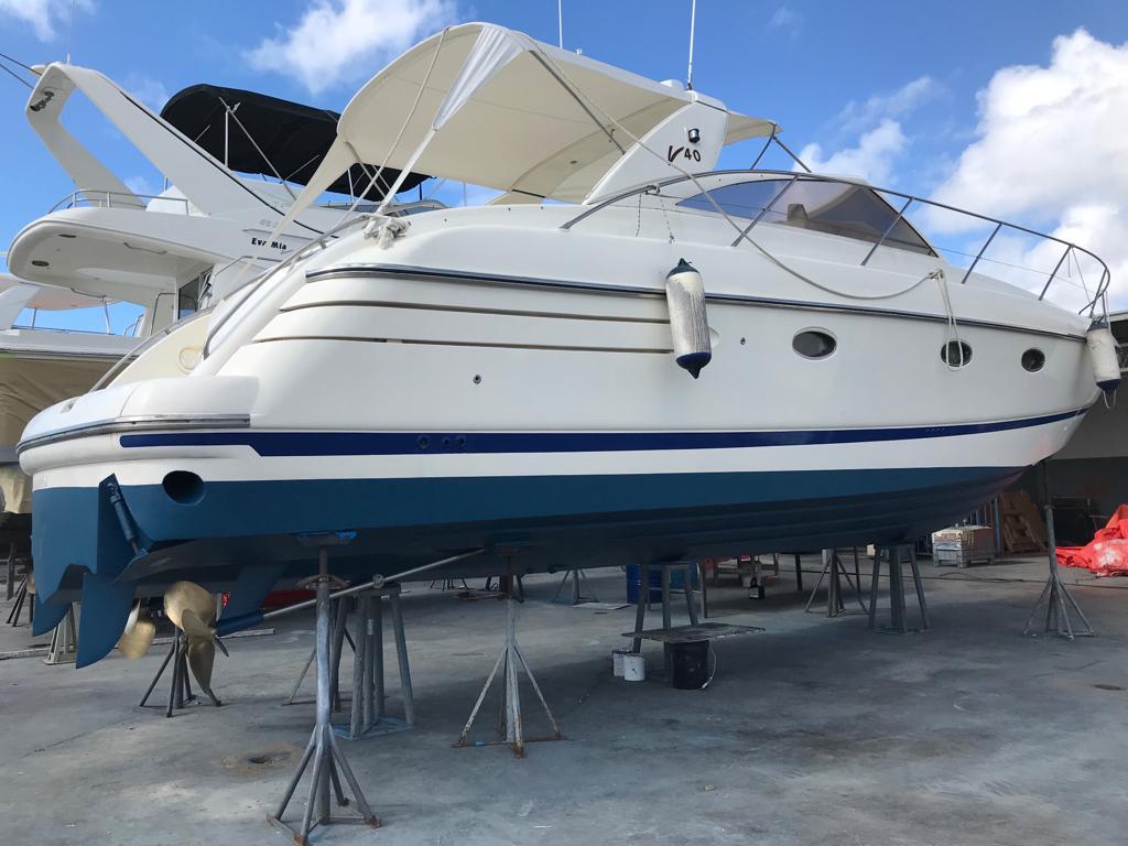 1997 Viking PRINCESS V 40 Motor Yacht for sale - YachtWorld