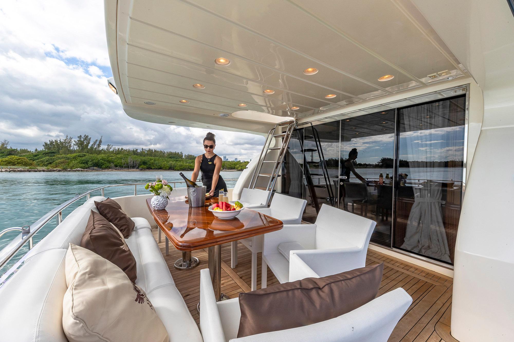 2001 Azimut 70 Sea-Jet Motor Yachts for sale - YachtWorld