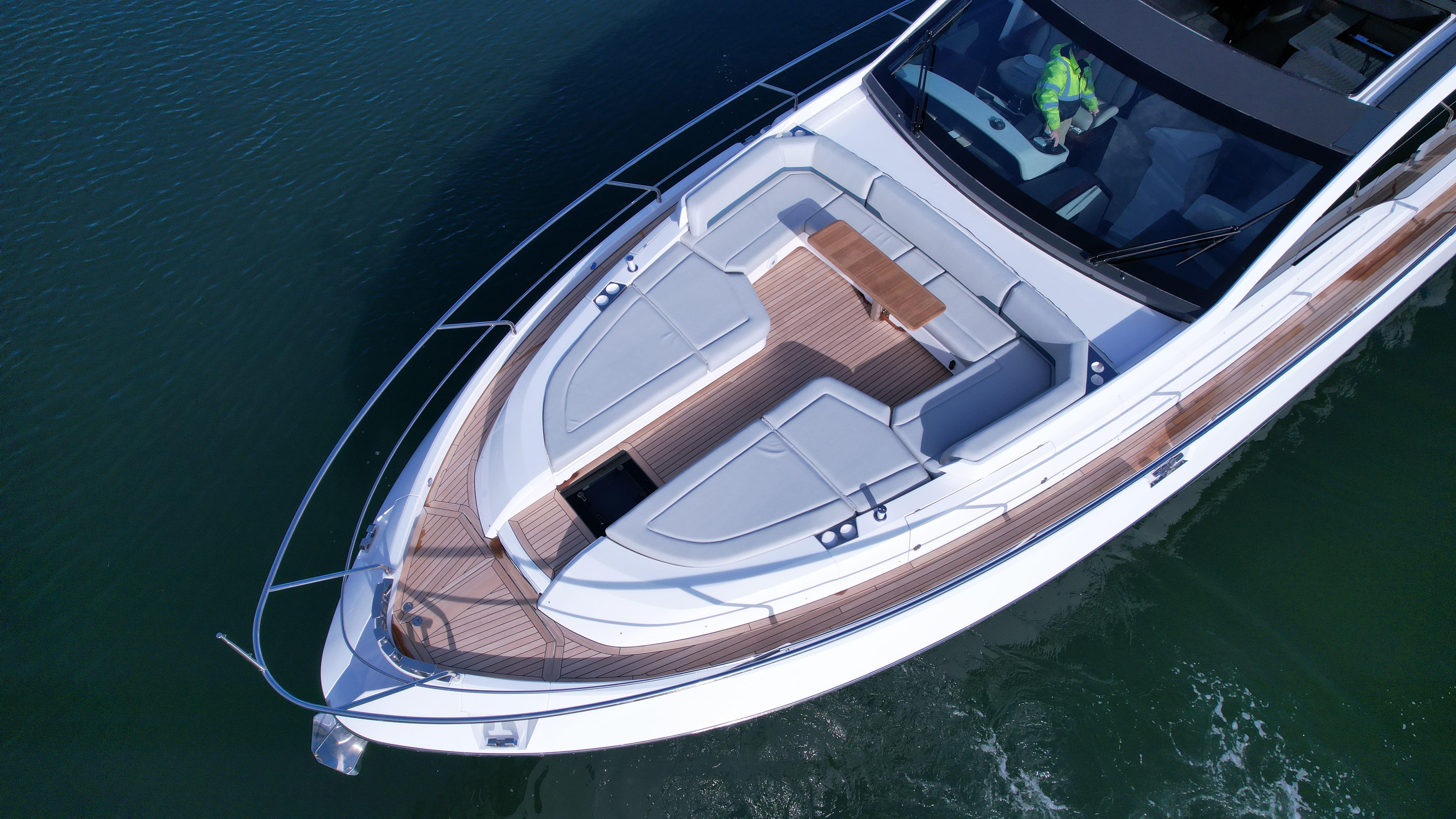 2024 Fairline Phantom 65 Flybridge for sale - YachtWorld