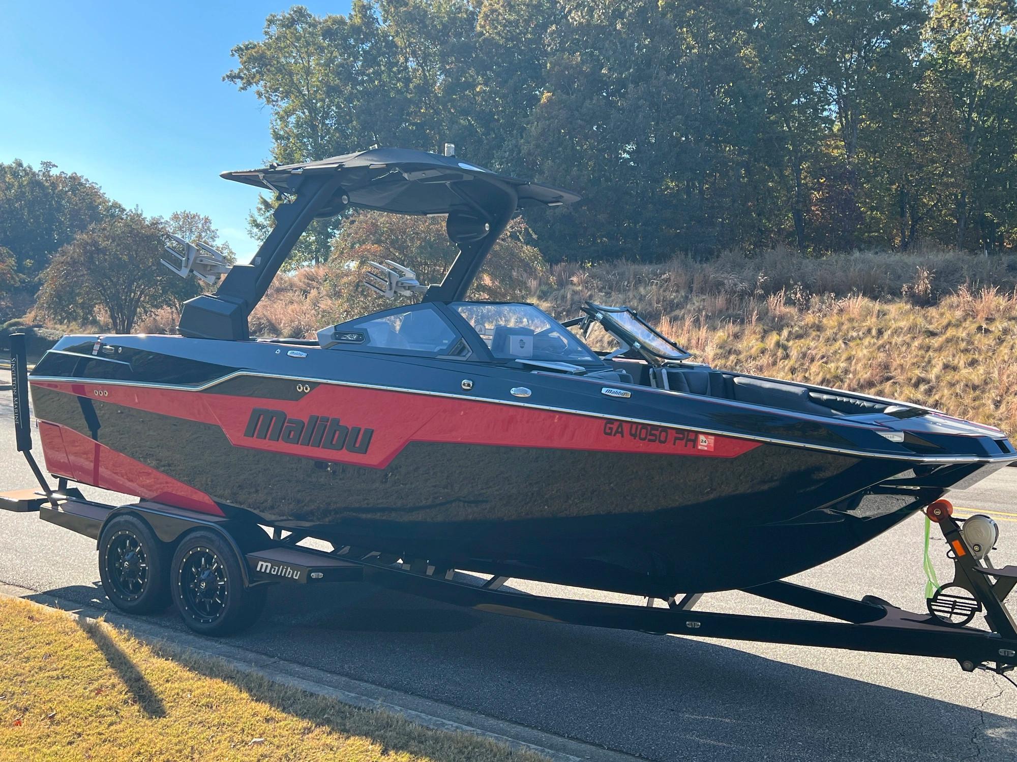 2022 Malibu M-SERIES M240 Wasserski/Wakeboard-Boot Kaufen - YachtWorld