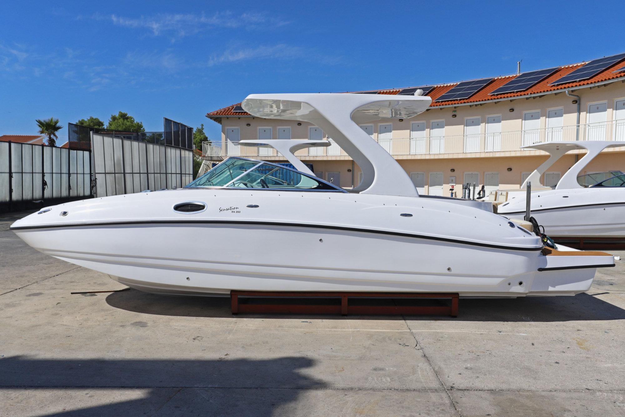 Custom Sensation SX260 TBR | 2023 | 8m | Boatshop24