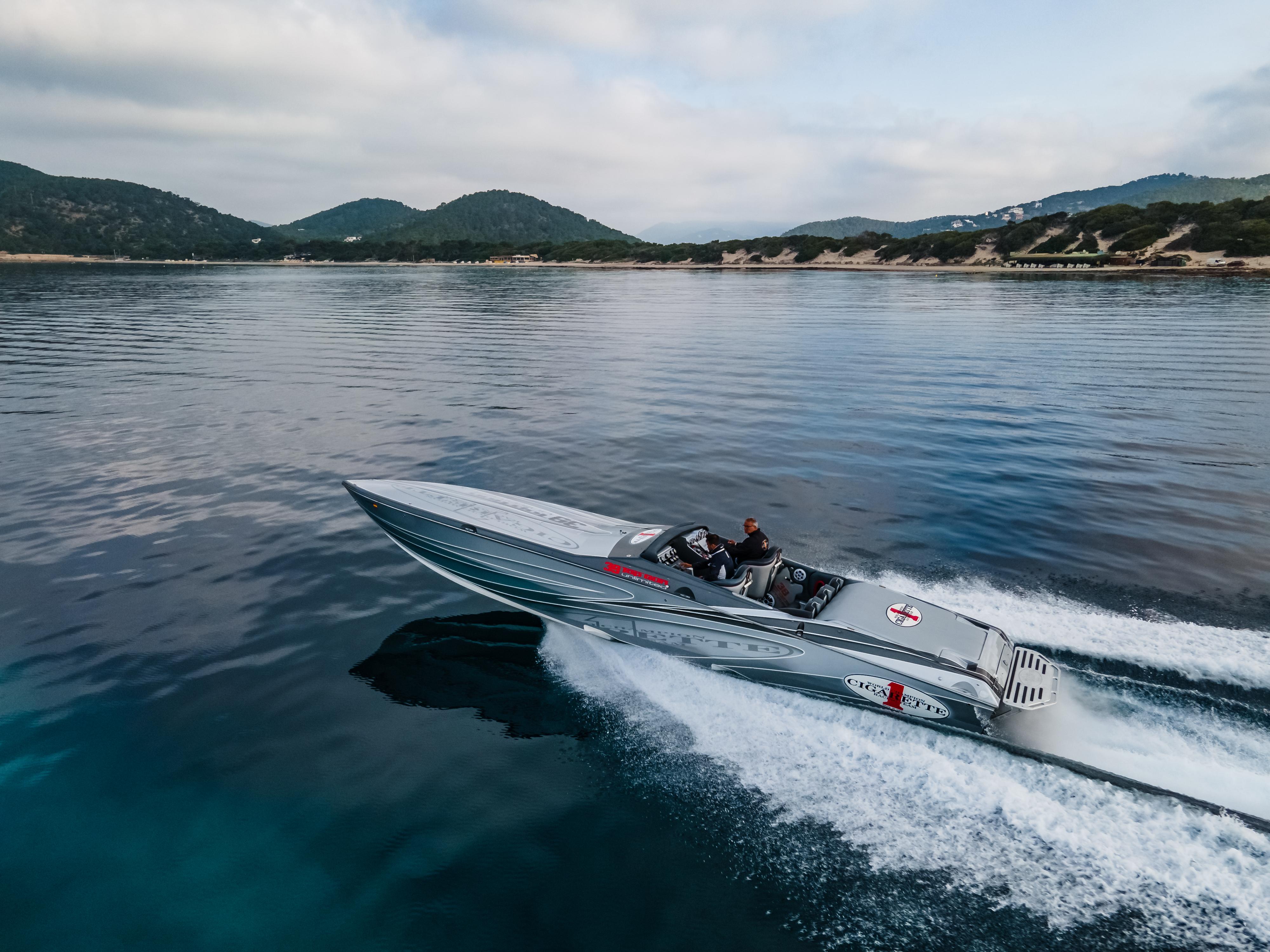 2008 Cigarette 39 Top Gun Sports Cruiser for sale - YachtWorld