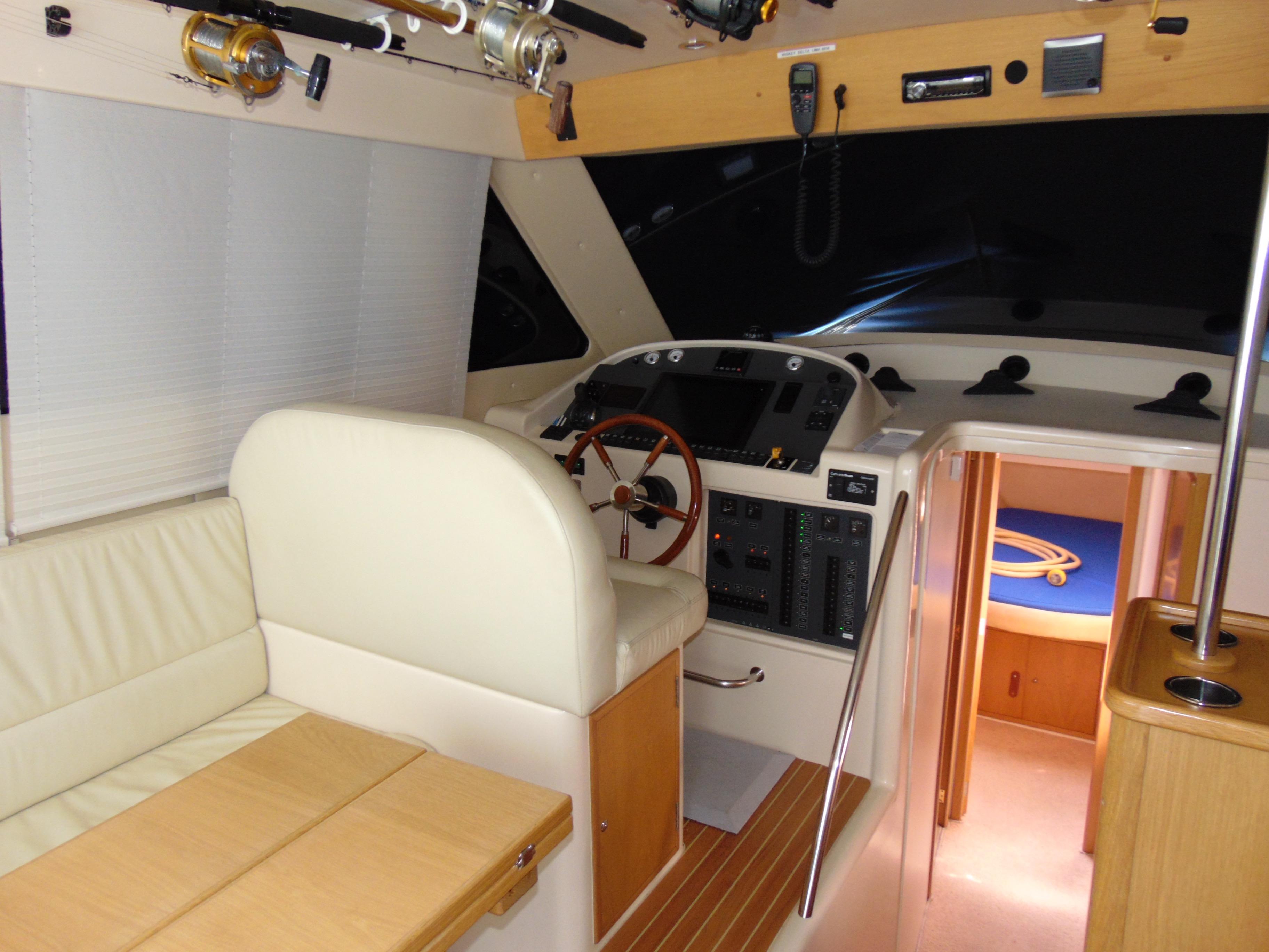 2014 Rodman 1250 ADV Fisher Crusier Convertible for sale - YachtWorld