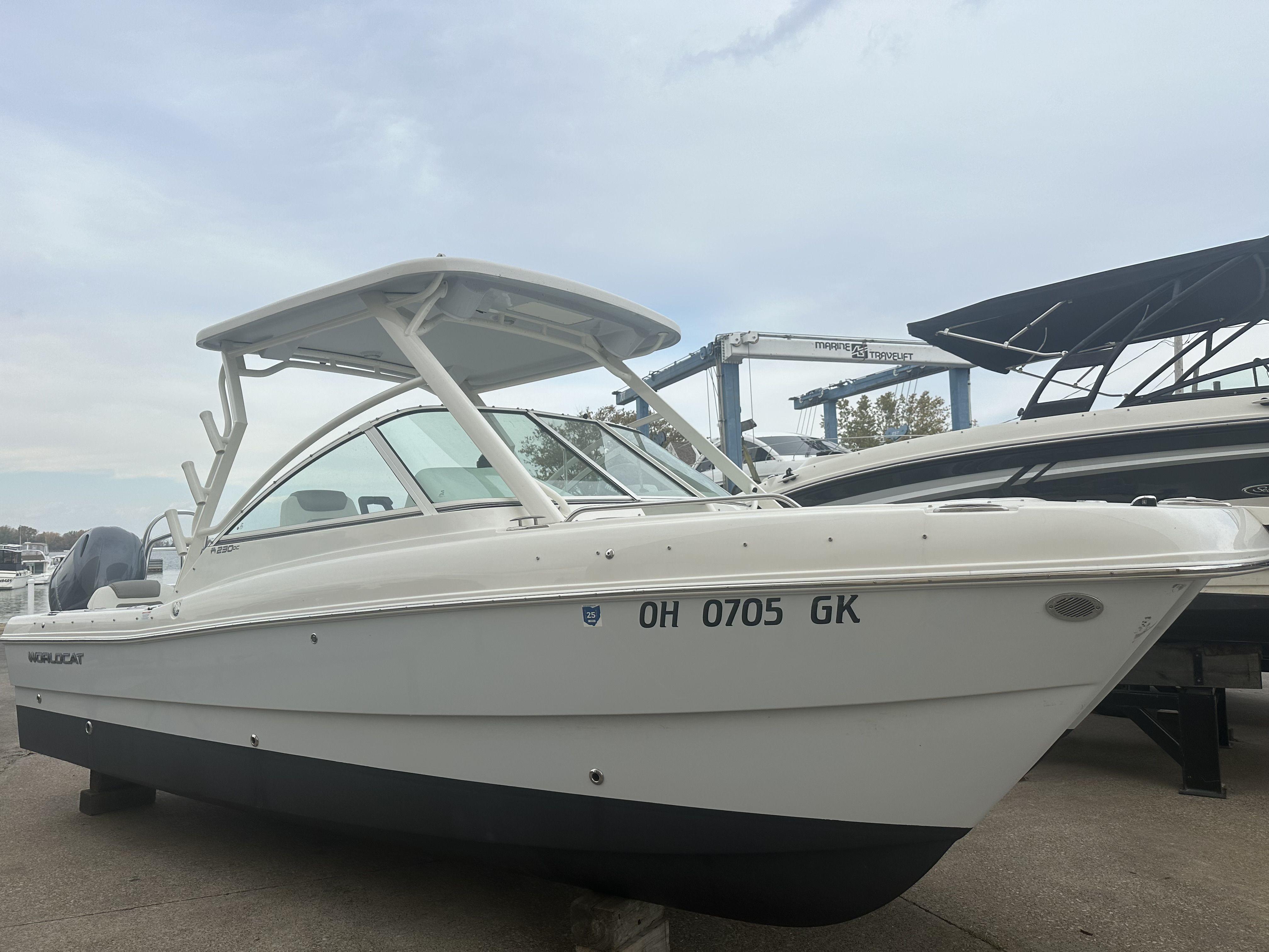 World Cat 230 Dc boats for sale | YachtWorld