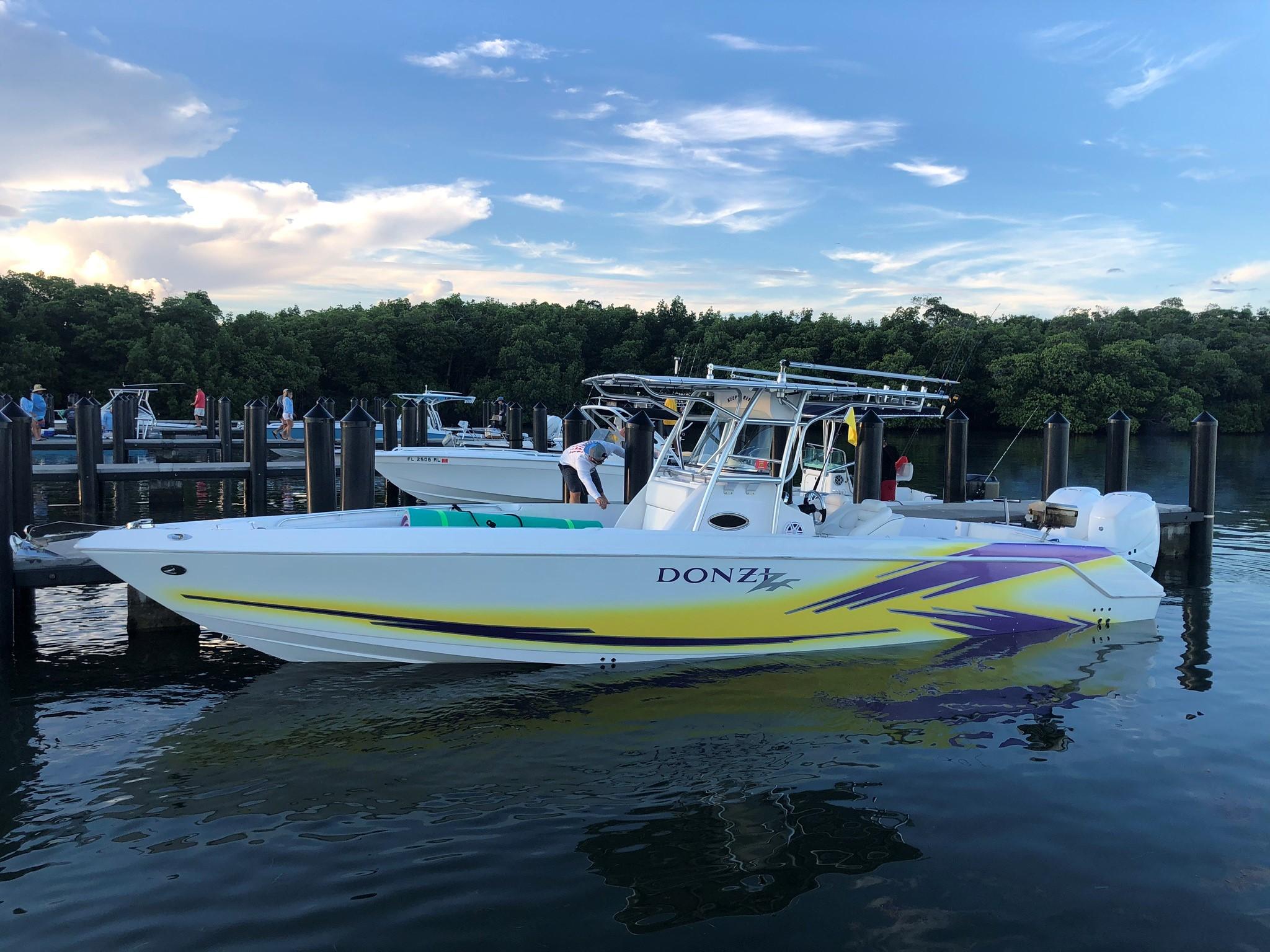 2007 Donzi 35 ZF Open Bateaux de pêche en eau salée à vendre - YachtWorld