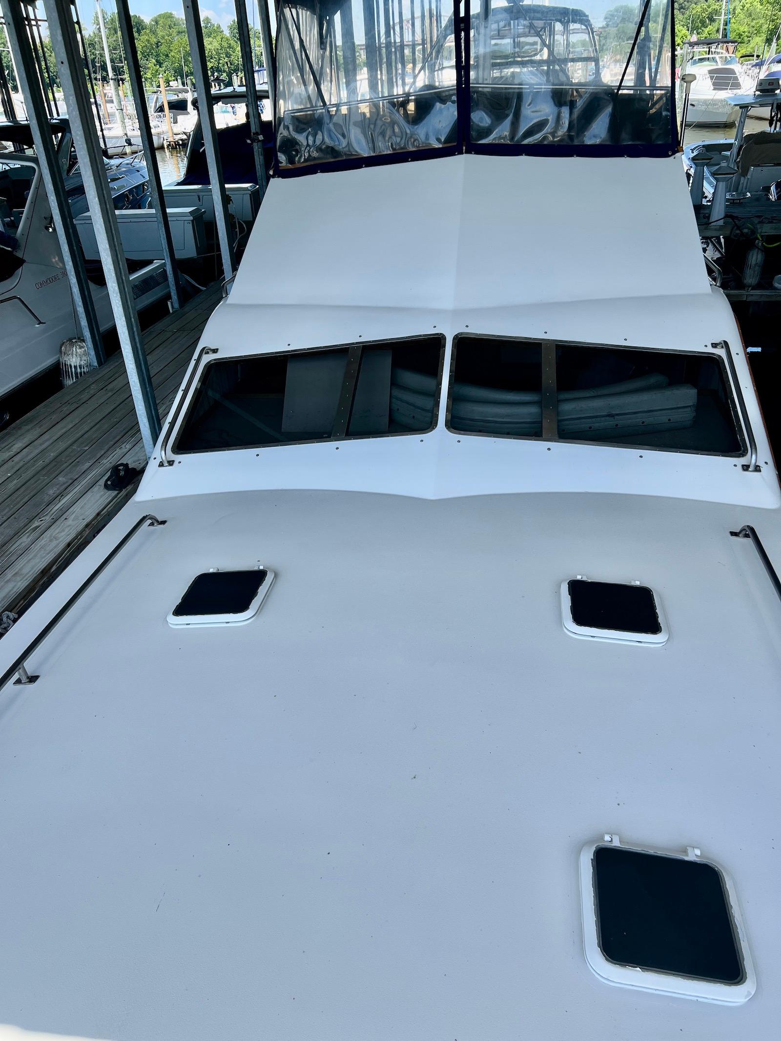 1986 Midnight Lace 44 Flybridge Express Cruiser Motor Yachts for sale ...