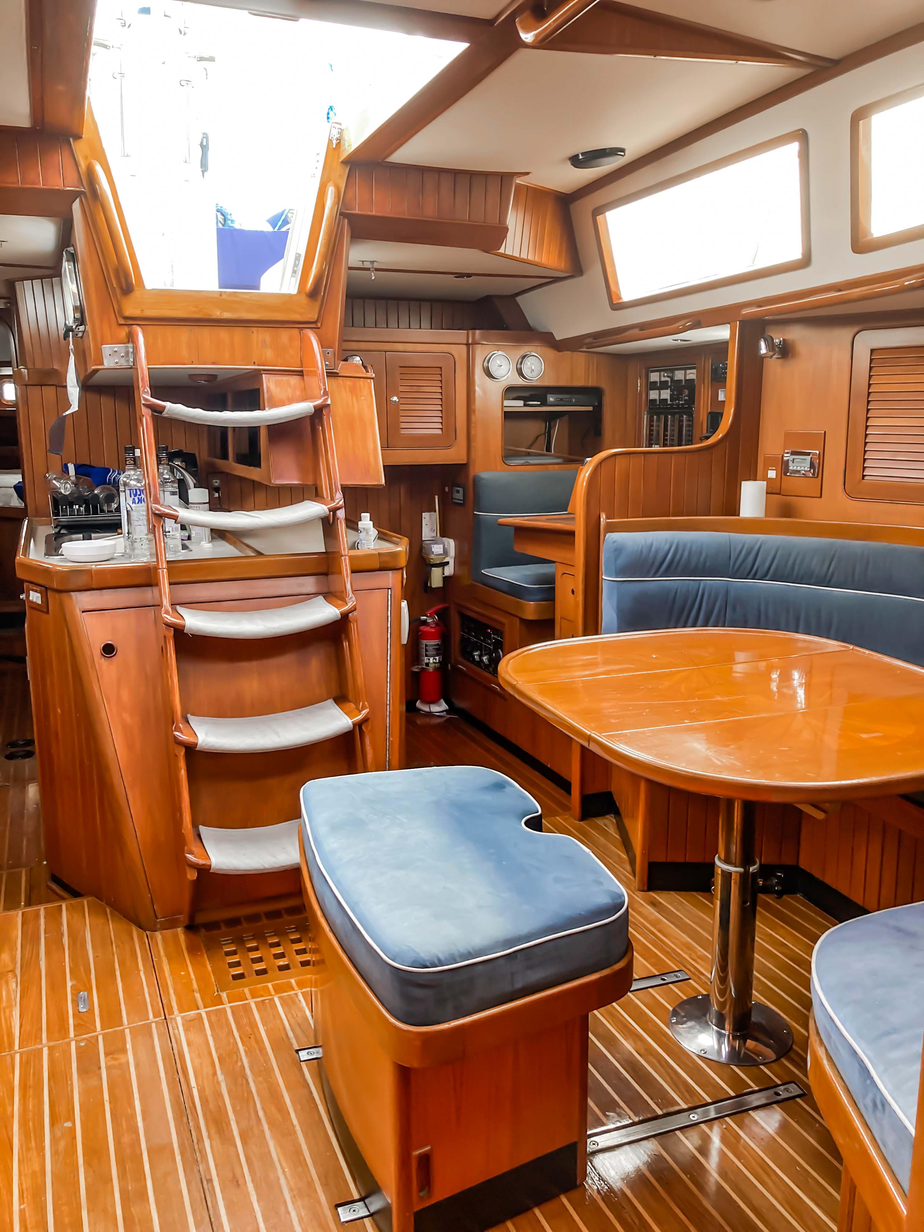 1999 Hylas 54 Cruiser for sale - YachtWorld