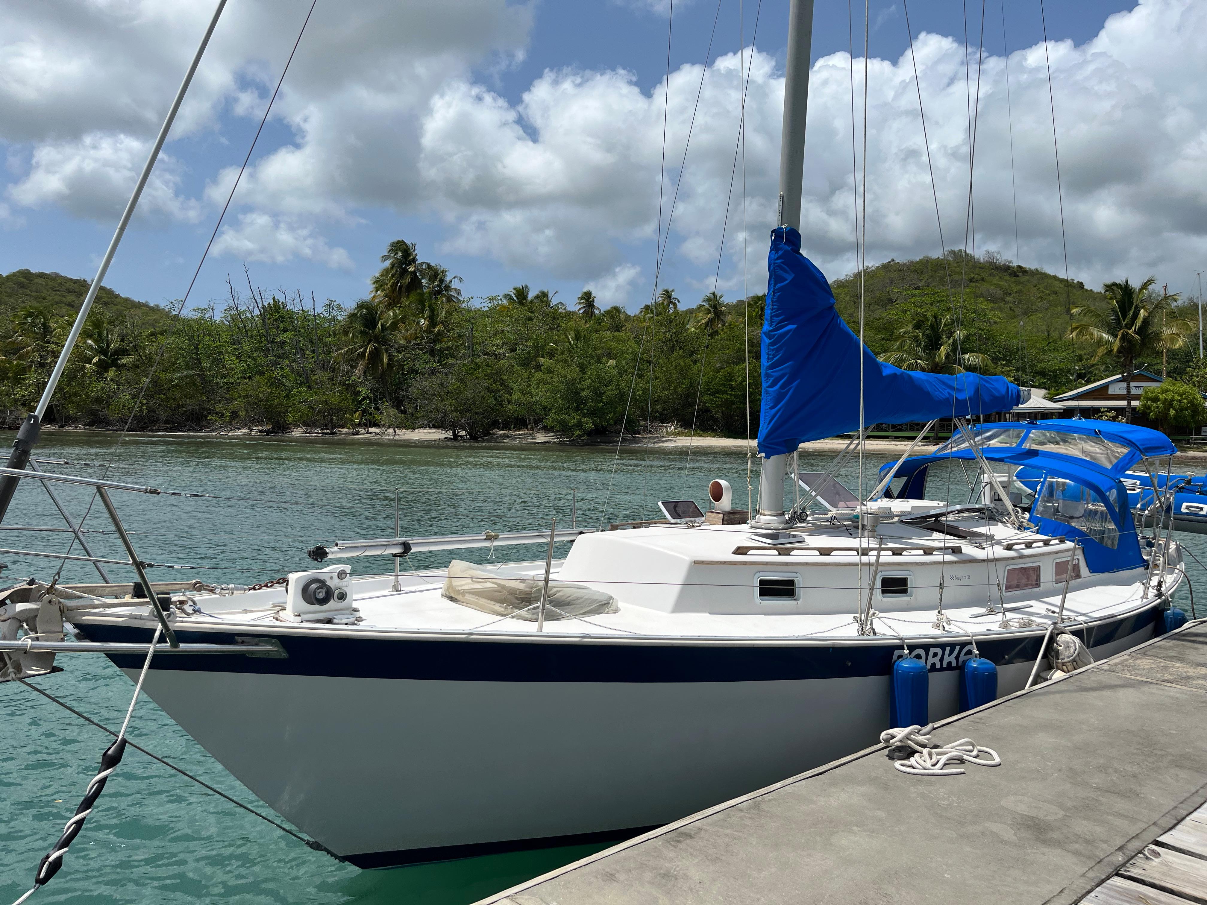 1986 Hinterhoeller Niagara 35 Segelyacht Kaufen - YachtWorld