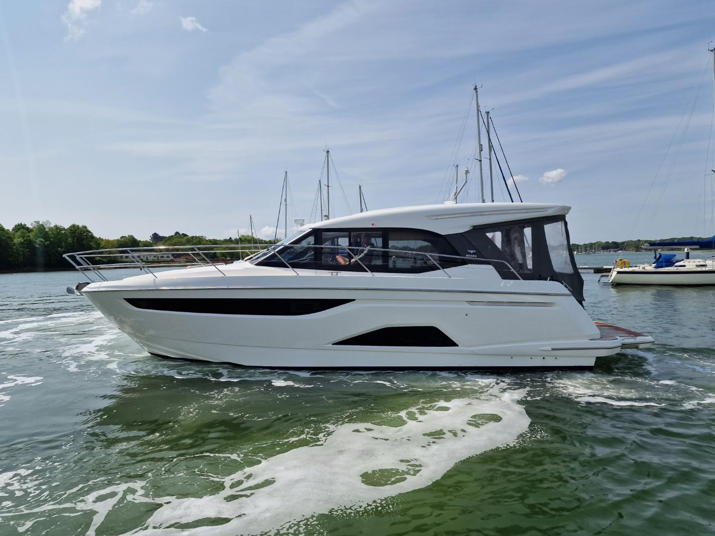 Bavaria R40 Coupe | 2021 | 13m - Hampshire | Boatshop24