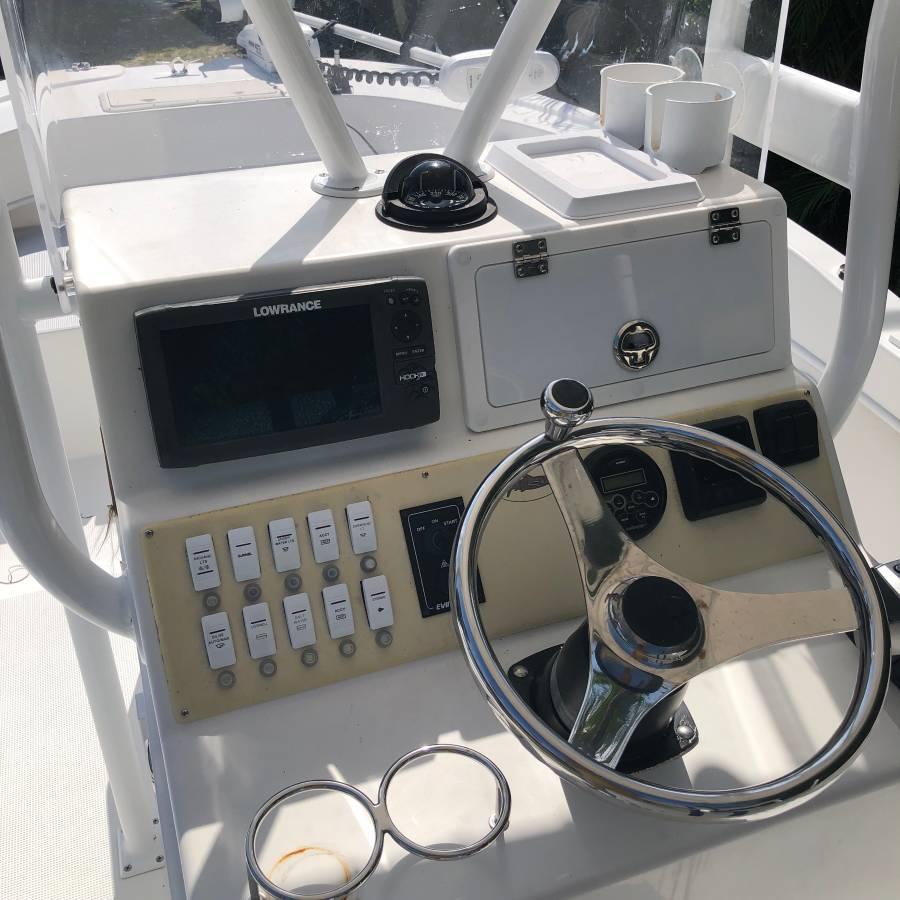 2017 Dusky 227 XF Center Console for sale - YachtWorld