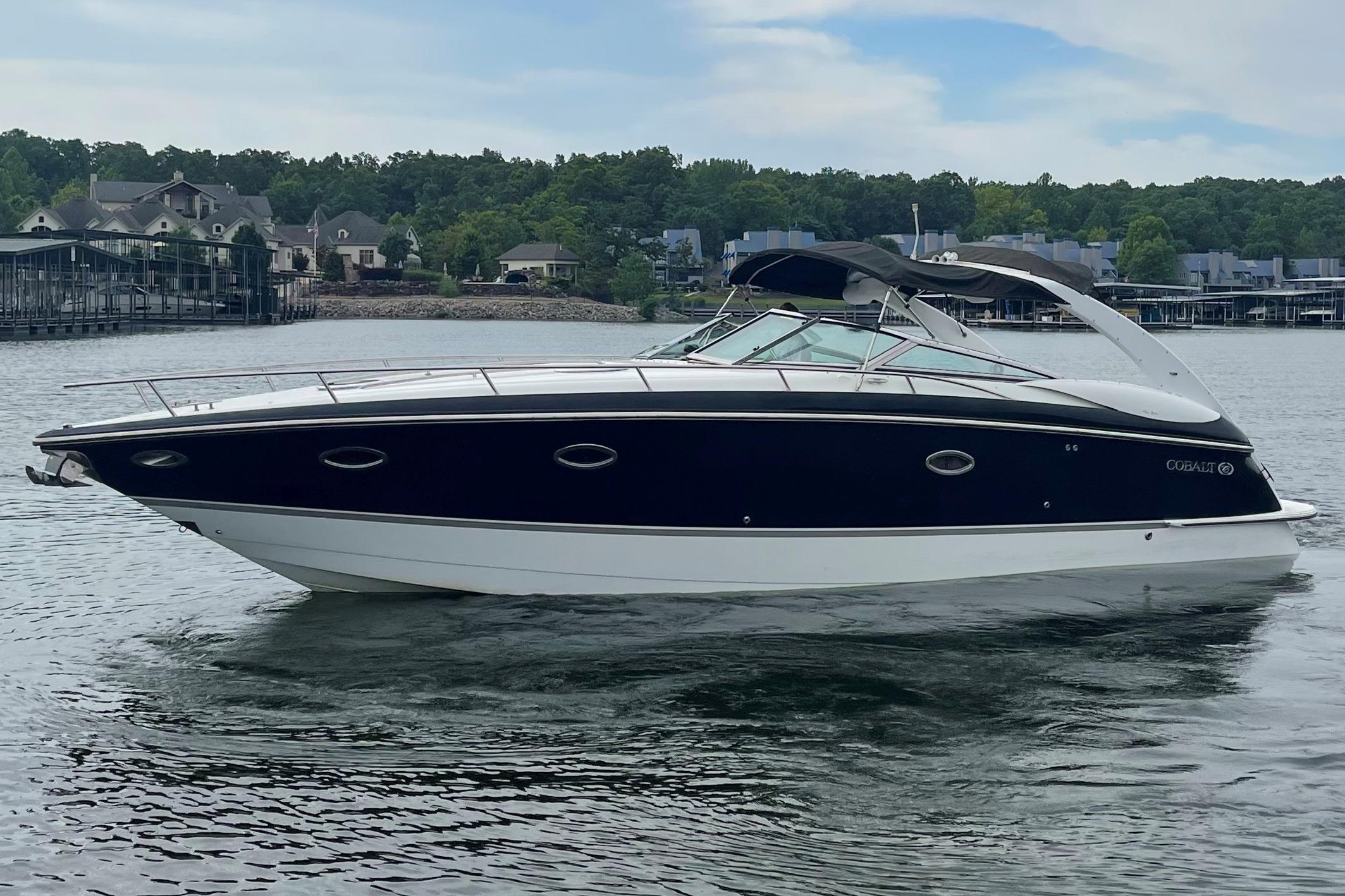 2004 Cobalt 360 Motorcruiser Kaufen - YachtWorld