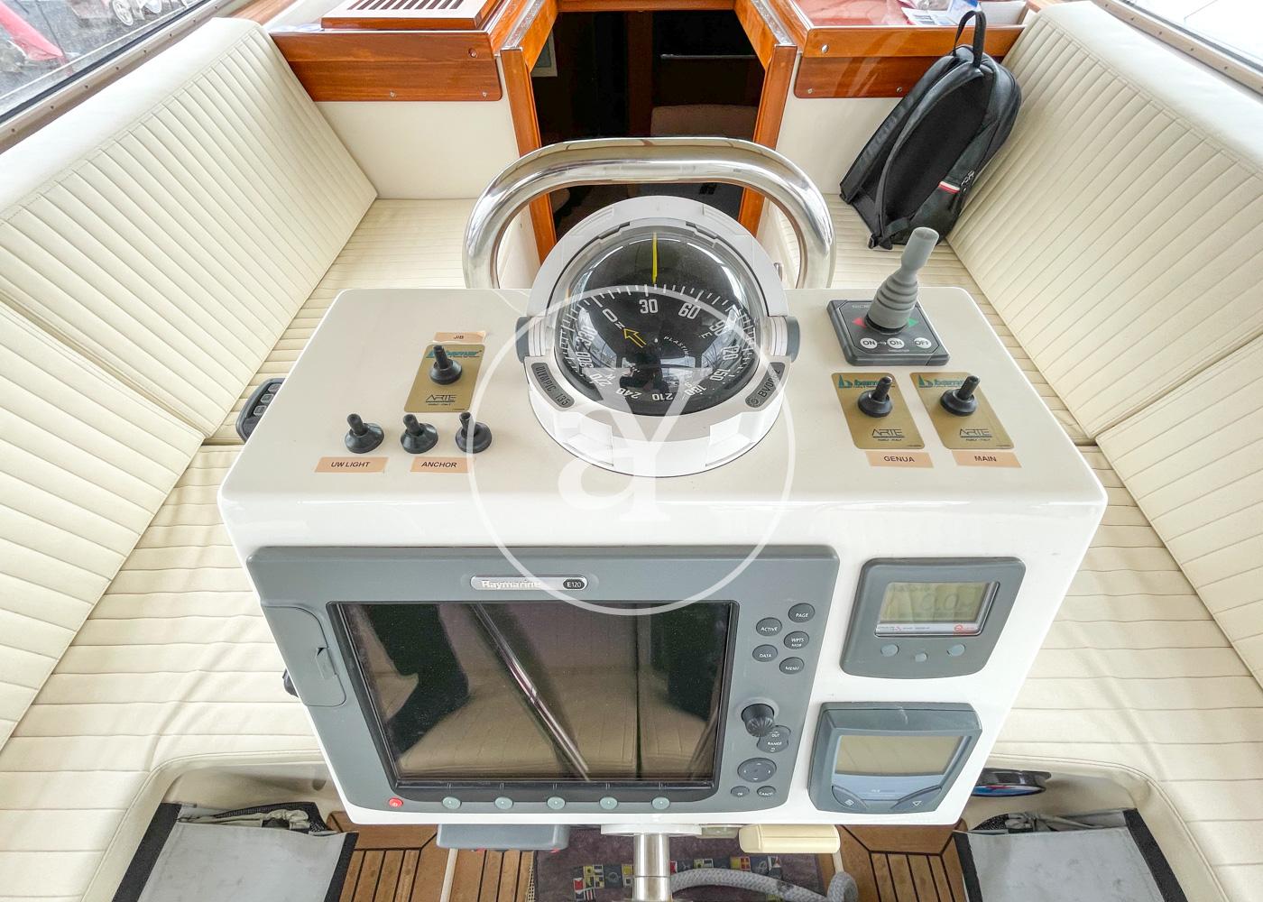 1996 Hallberg-Rassy 53 HT Custom Veleros de regata en venta - YachtWorld