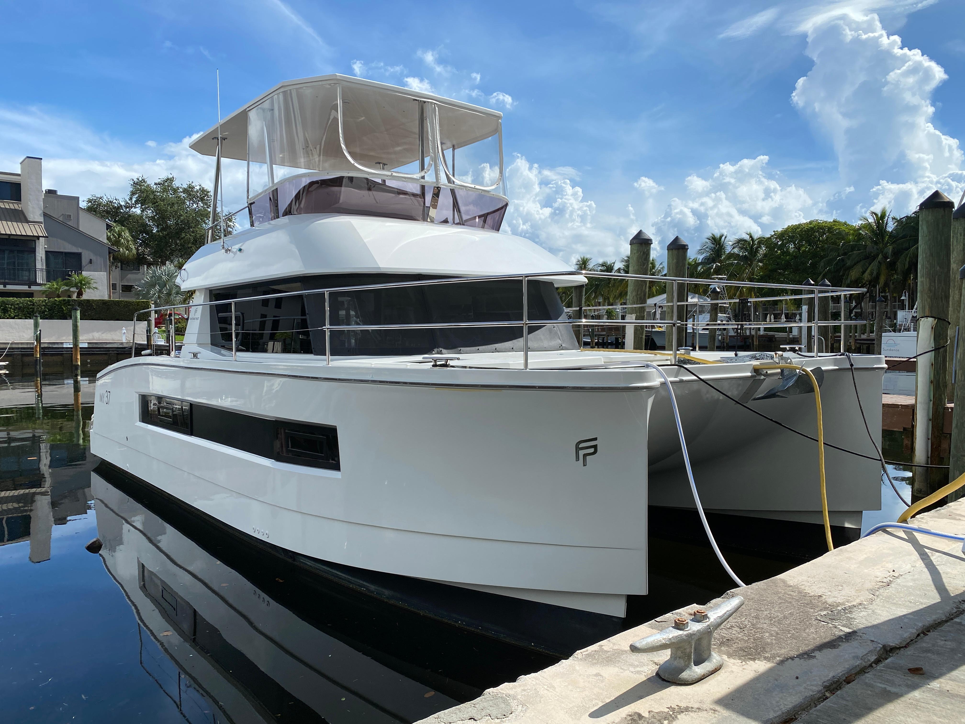 2017 Fountaine Pajot MY 37 Katamaran Kaufen - YachtWorld