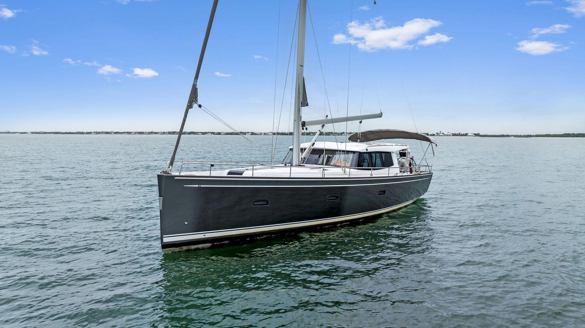 2021 Moody 45 DS Motorsailer for sale - YachtWorld