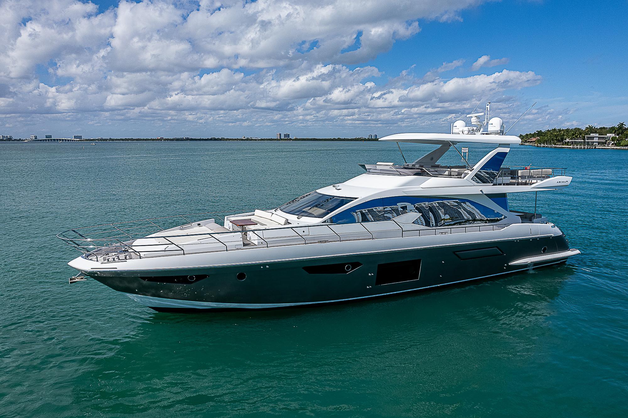2017 Azimut 72 FLY Flybridge for sale - YachtWorld