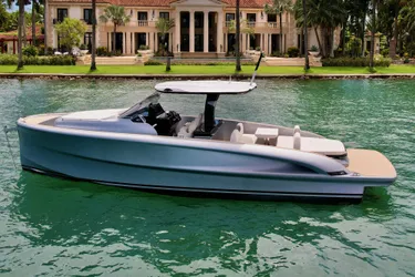 Sp40 Open Inboard Yacht for Sale | 40 Solaris Power Yachts Miami, FL ...
