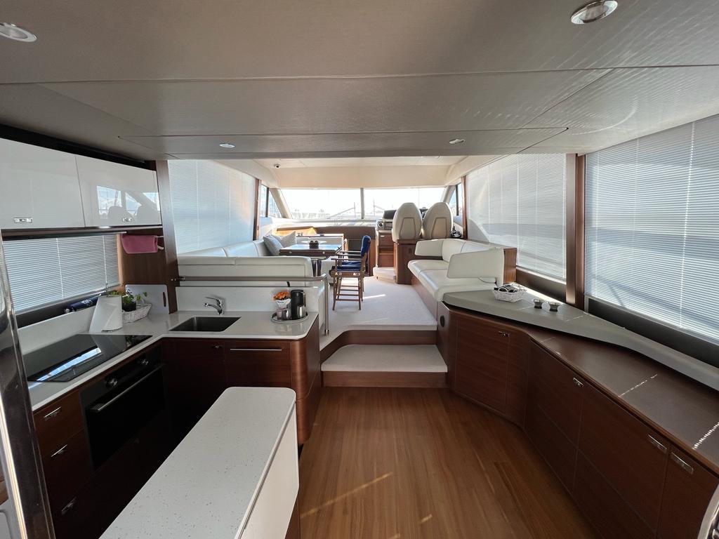 2018 Princess F55 Flybridge for sale - YachtWorld