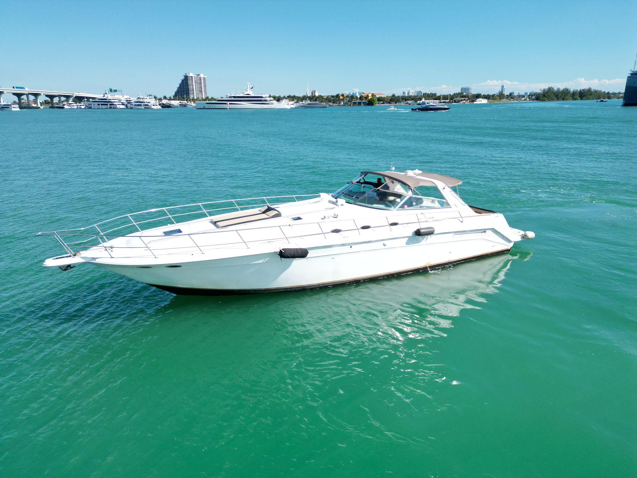 1998 Sea Ray 500 Sundancer Motor Yachts for sale - YachtWorld