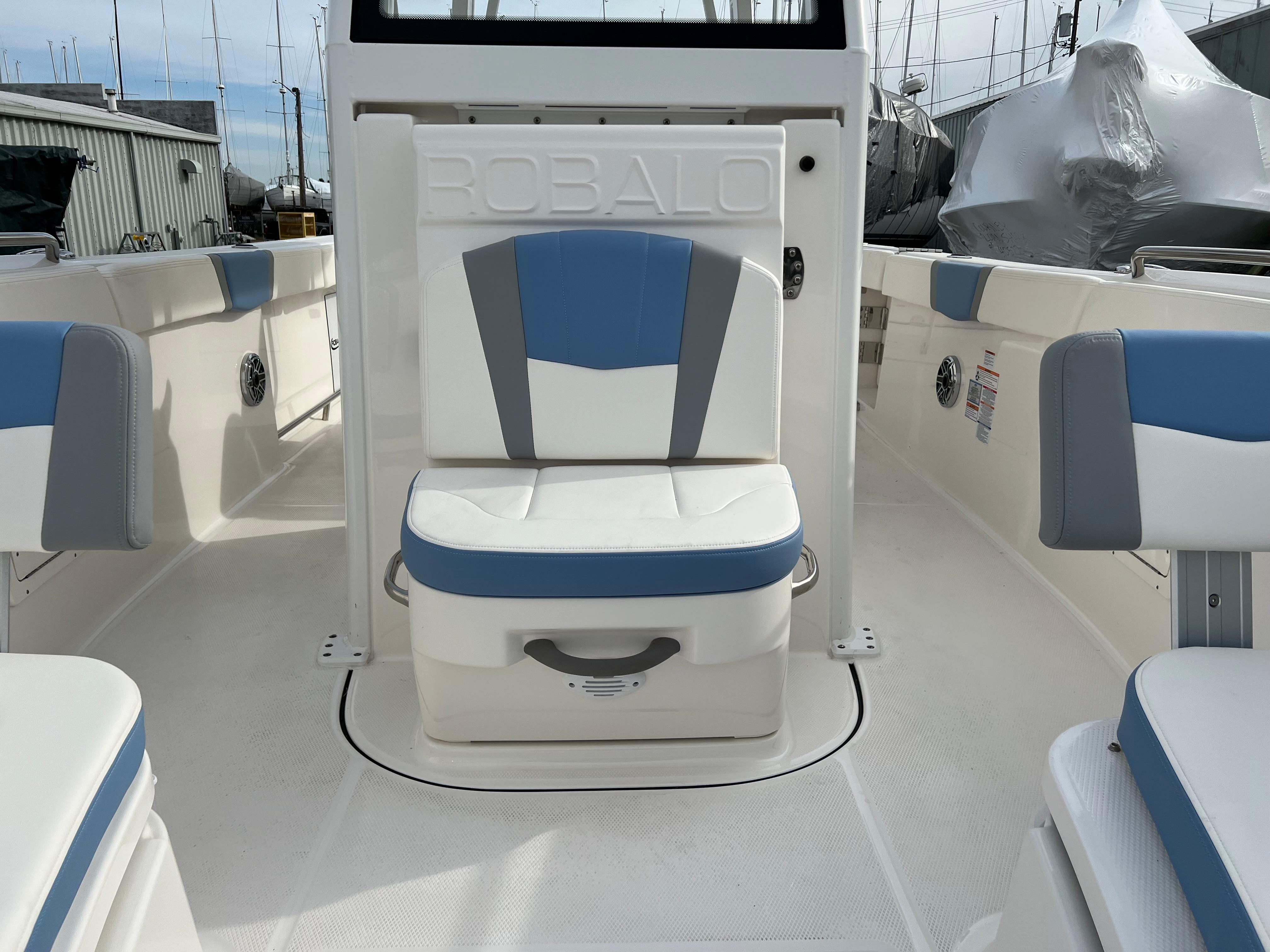 2023 Robalo 272 Middenconsole boten te koop- YachtWorld