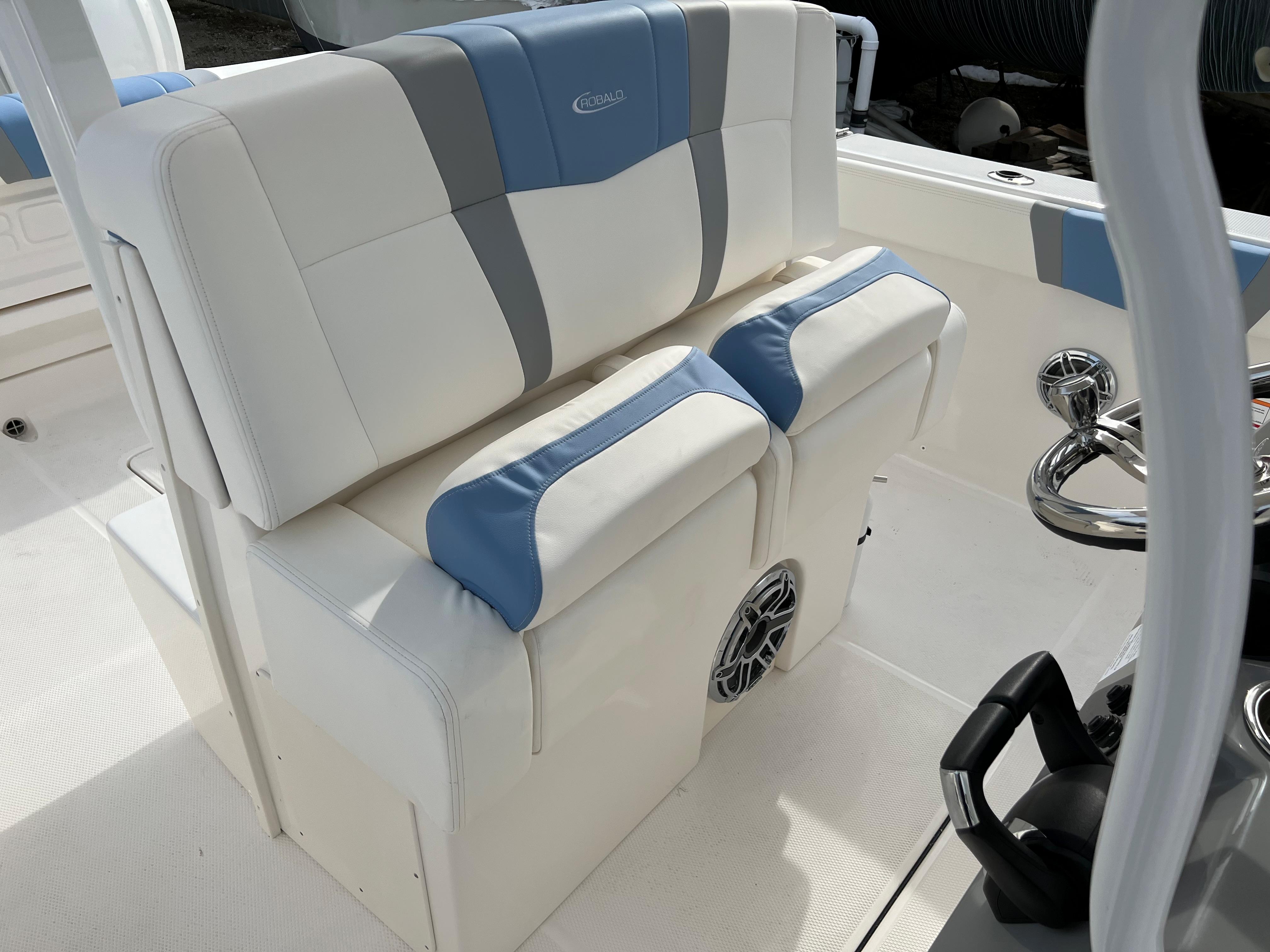 2023 Robalo 272 Middenconsole boten te koop- YachtWorld
