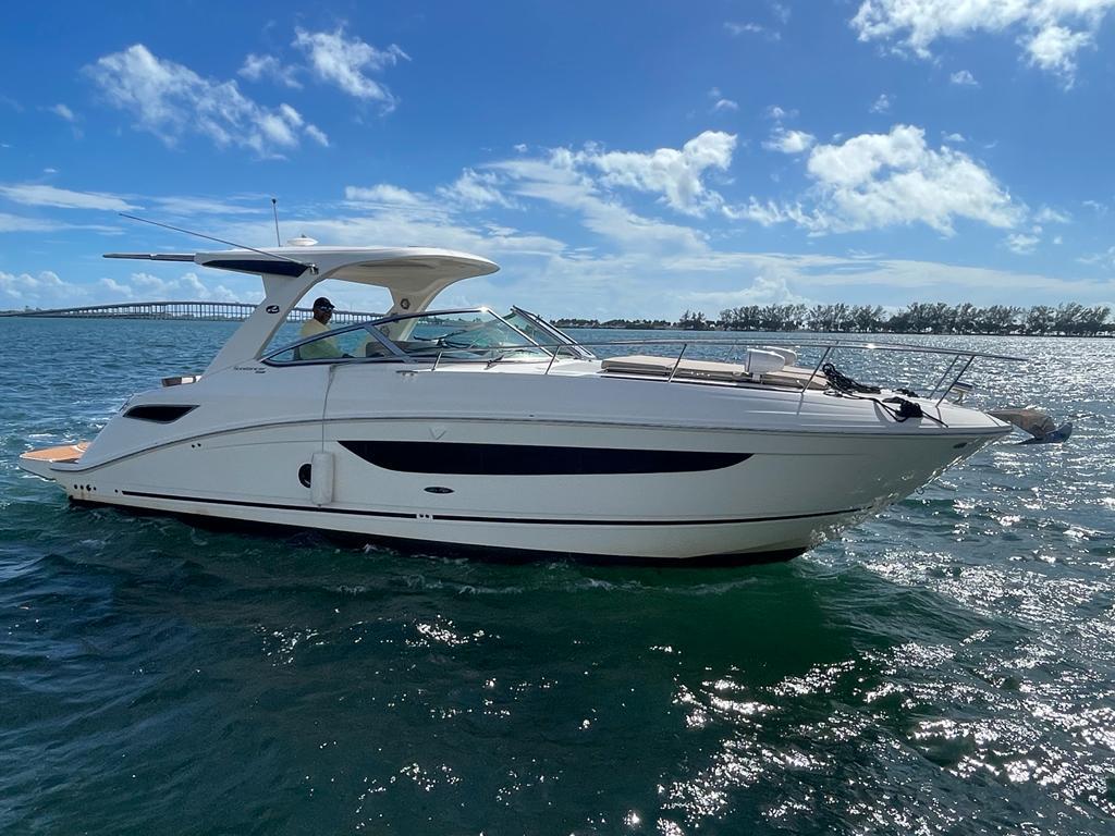 2016 Sea Ray 350 Sundancer Cruiser for sale - YachtWorld
