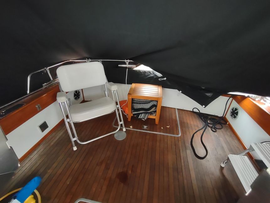 1976 Trojan 260 Hardtop Express Express Cruiser for sale - YachtWorld