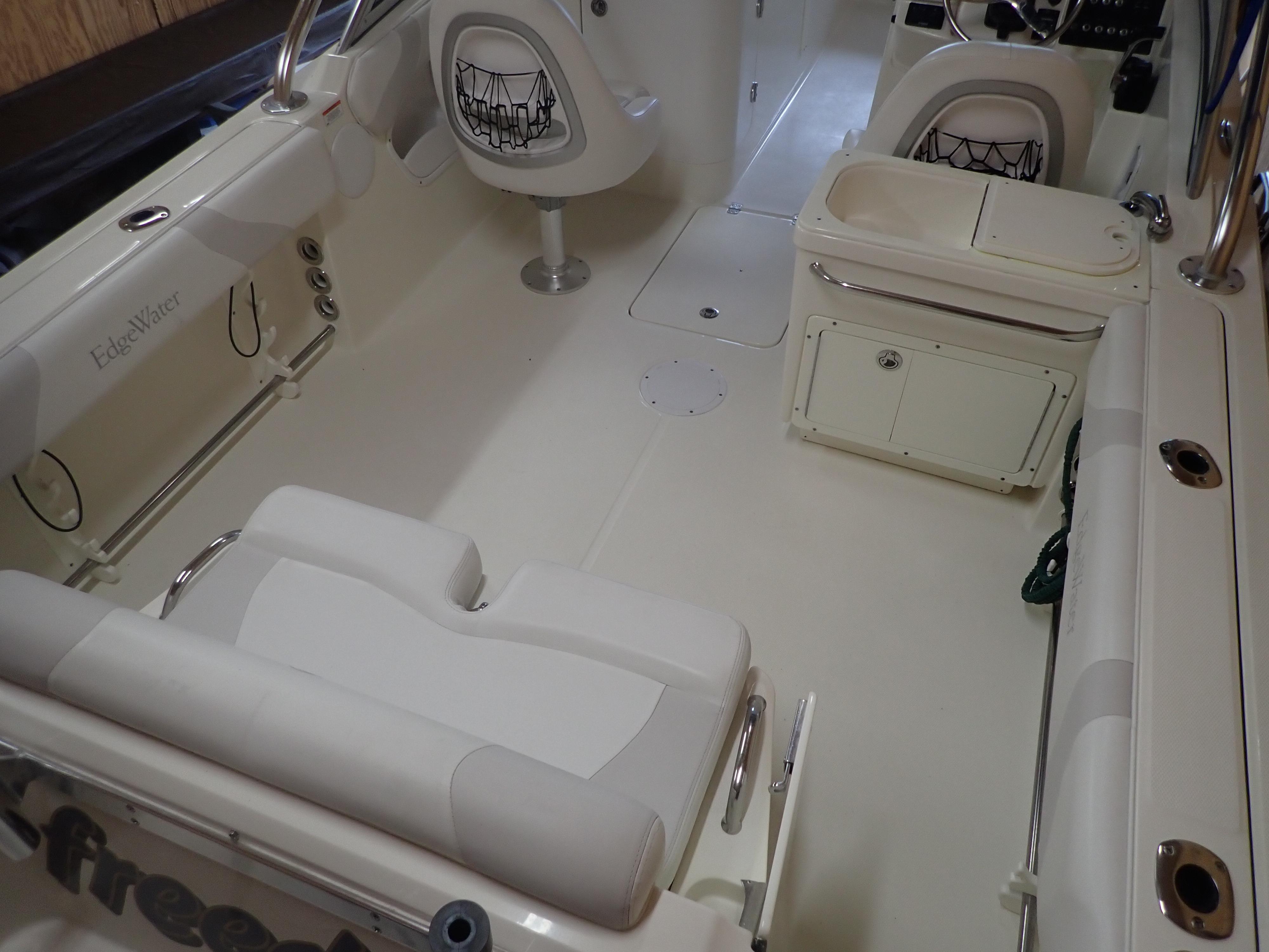 2012 Edgewater 245 CX Bowrider for sale - YachtWorld