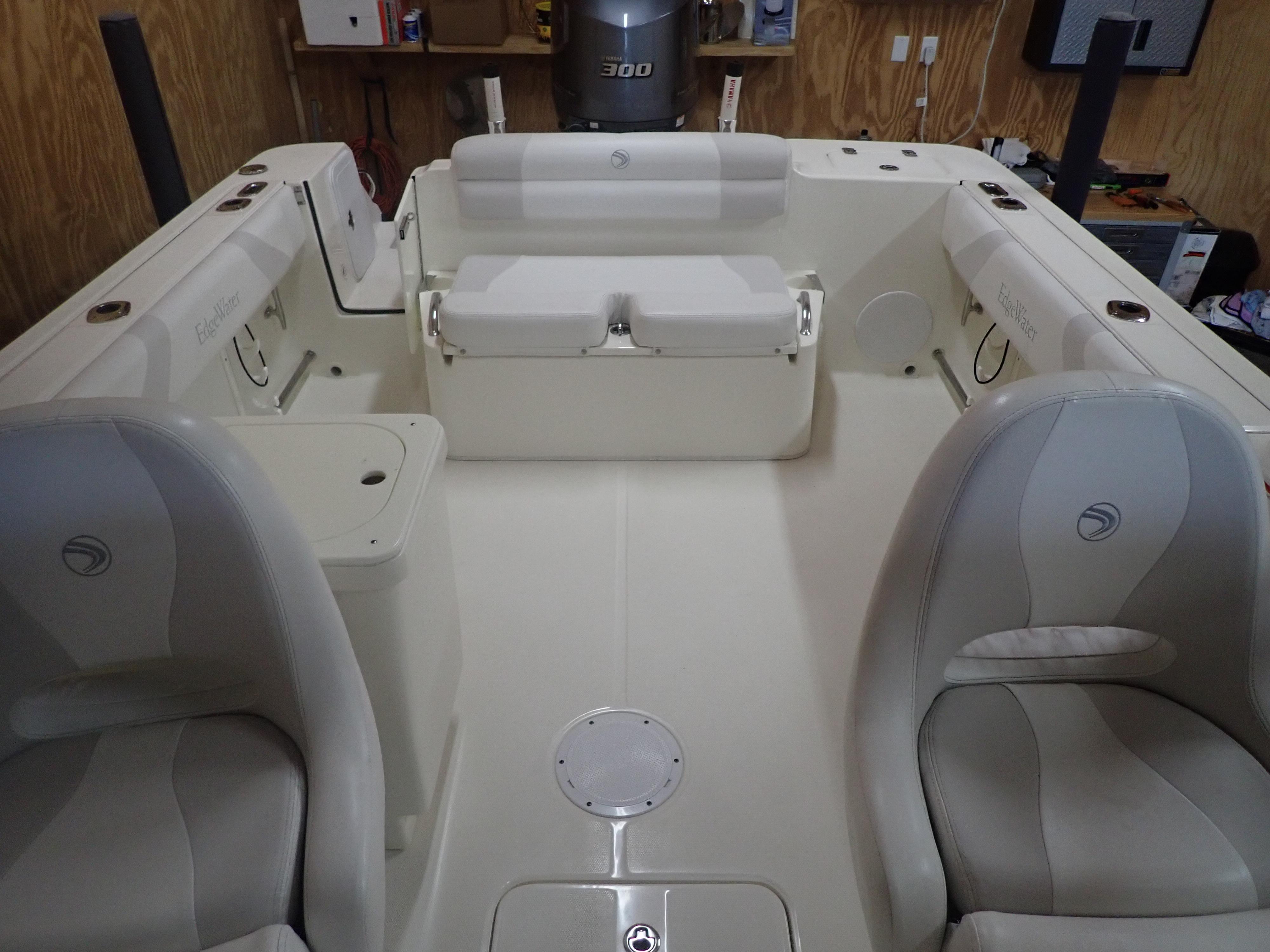 2012 Edgewater 245 CX Bowrider for sale - YachtWorld