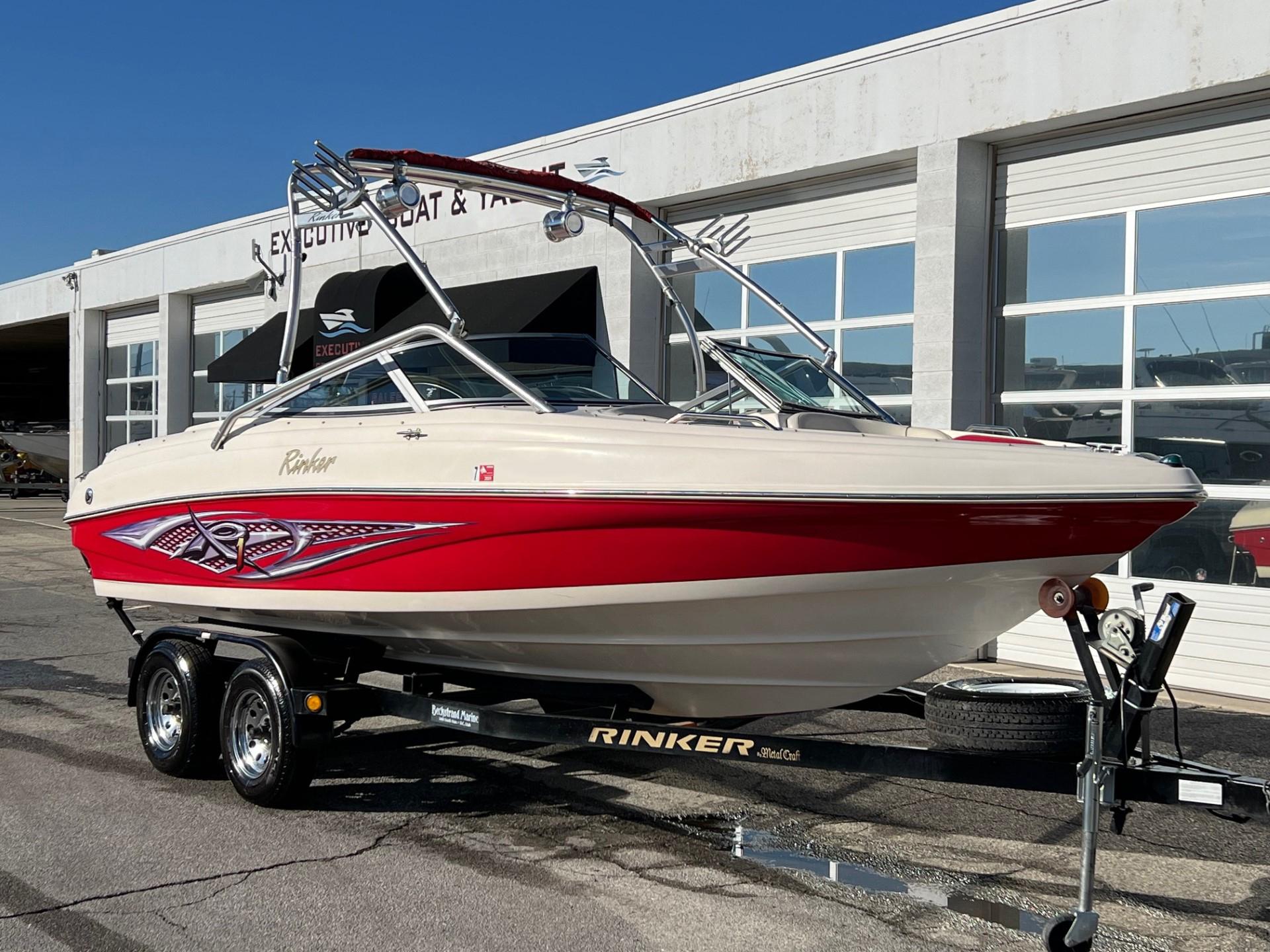 2005 Rinker 212 Captiva R1 Bowrider Ski and Wakeboard for sale - YachtWorld