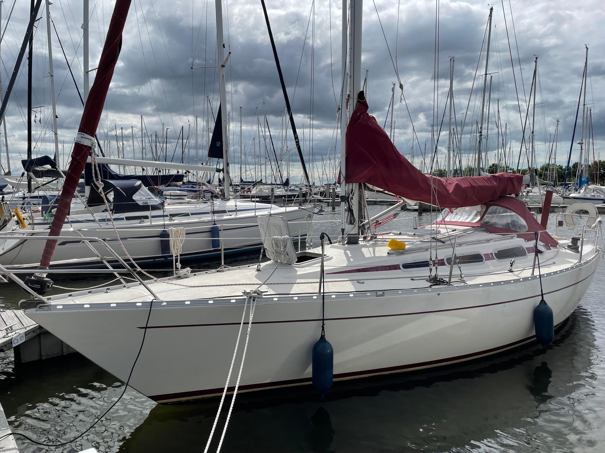 Everson 33 | 1995 | 10m | Boatshop24