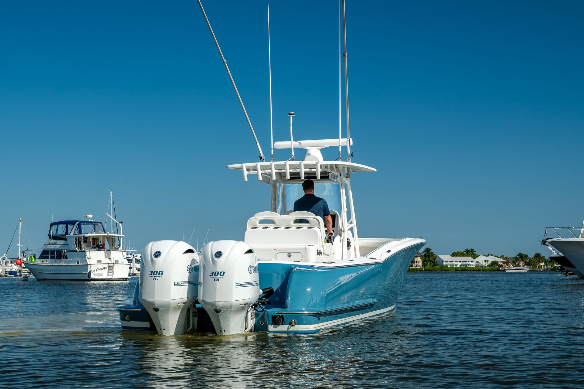 2016 Mag Bay 33 Center Console - Weber Yachts
