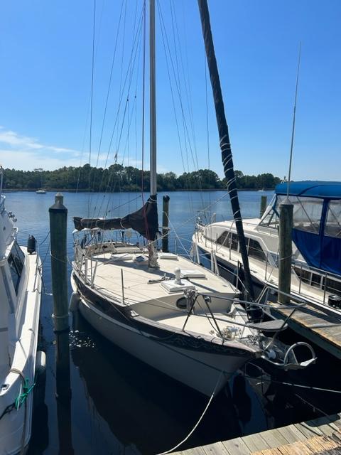 1979 CSY 37 Sloop for sale - YachtWorld