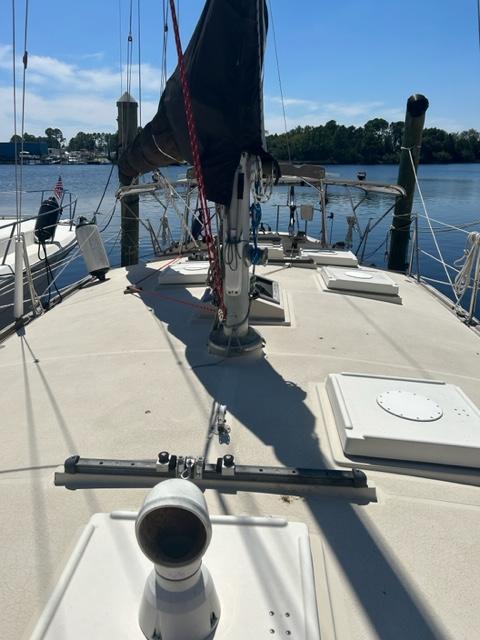 1979 CSY 37 Sloop for sale - YachtWorld