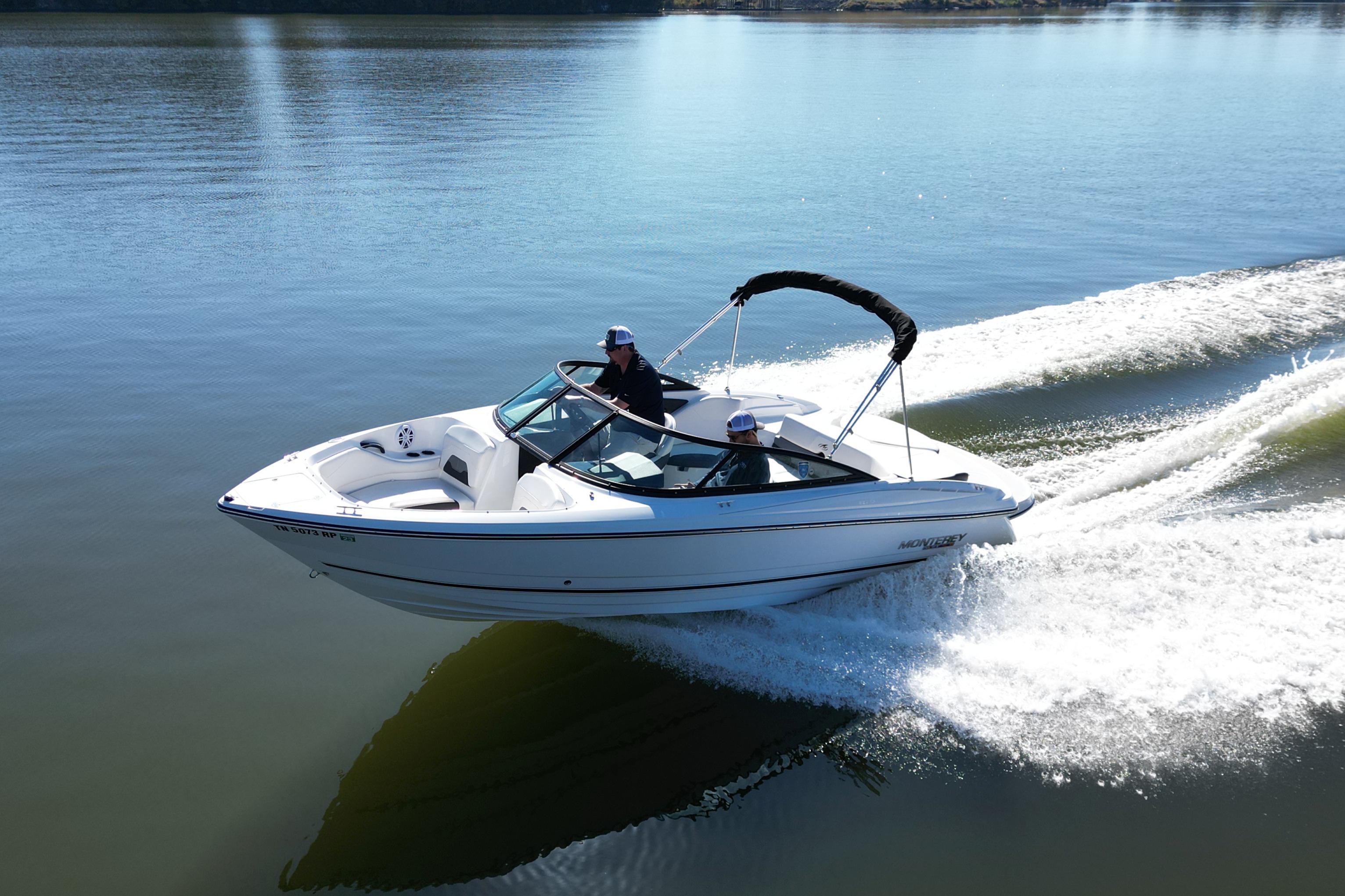 2022 Monterey 224FS Bowrider Boote Kaufen - YachtWorld