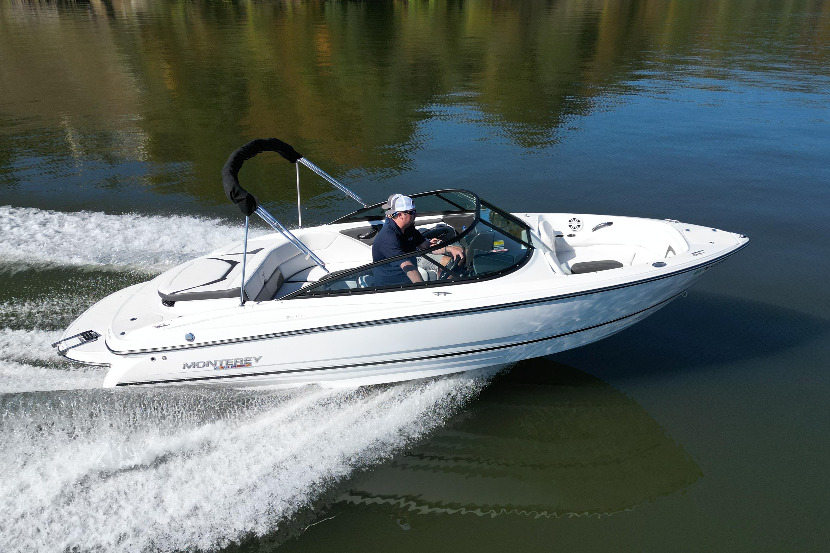 2022 Monterey 224FS Bowrider Boote Kaufen - YachtWorld