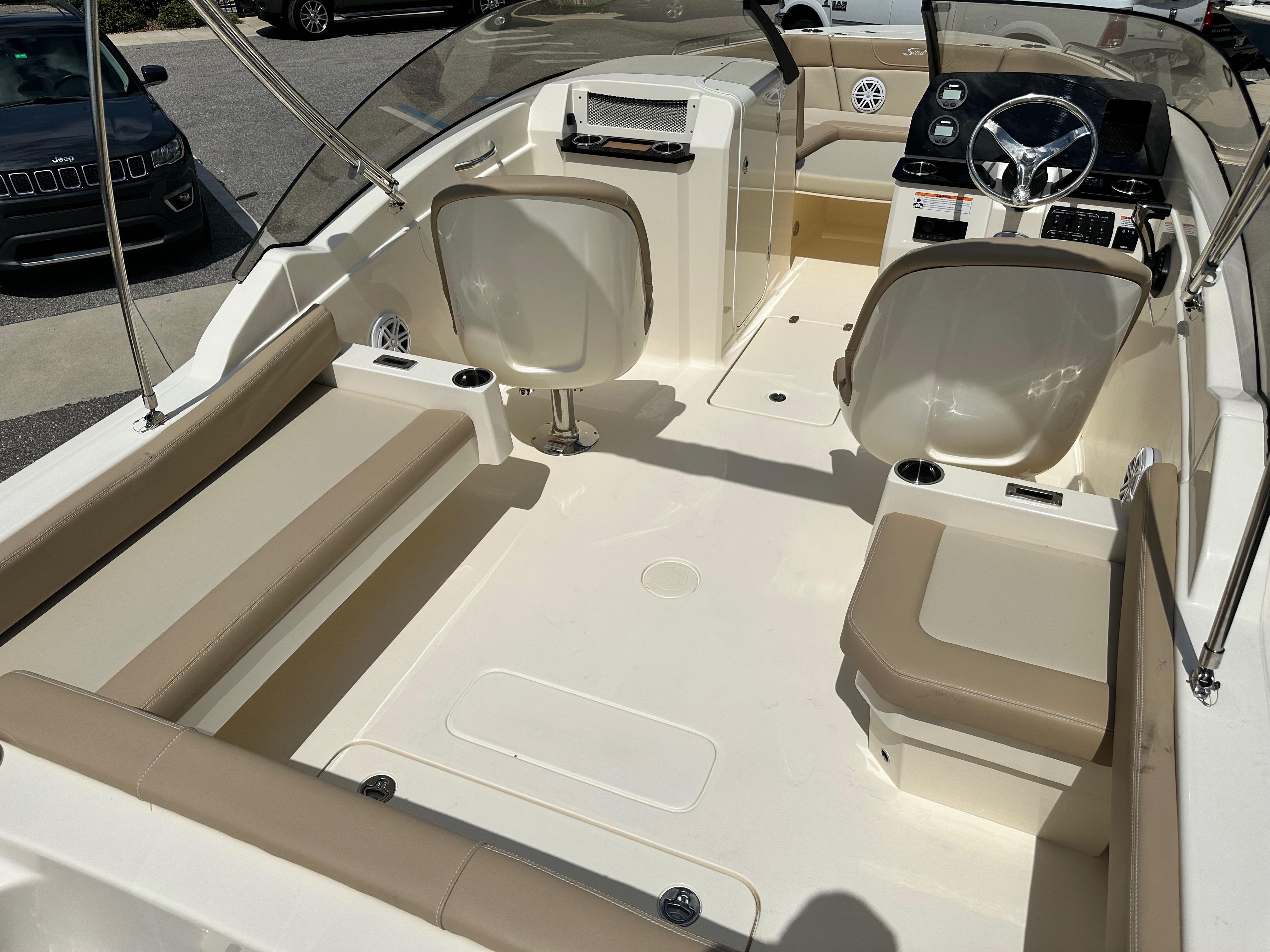 2024 Scout 215 Dorado Bowrider for sale - YachtWorld