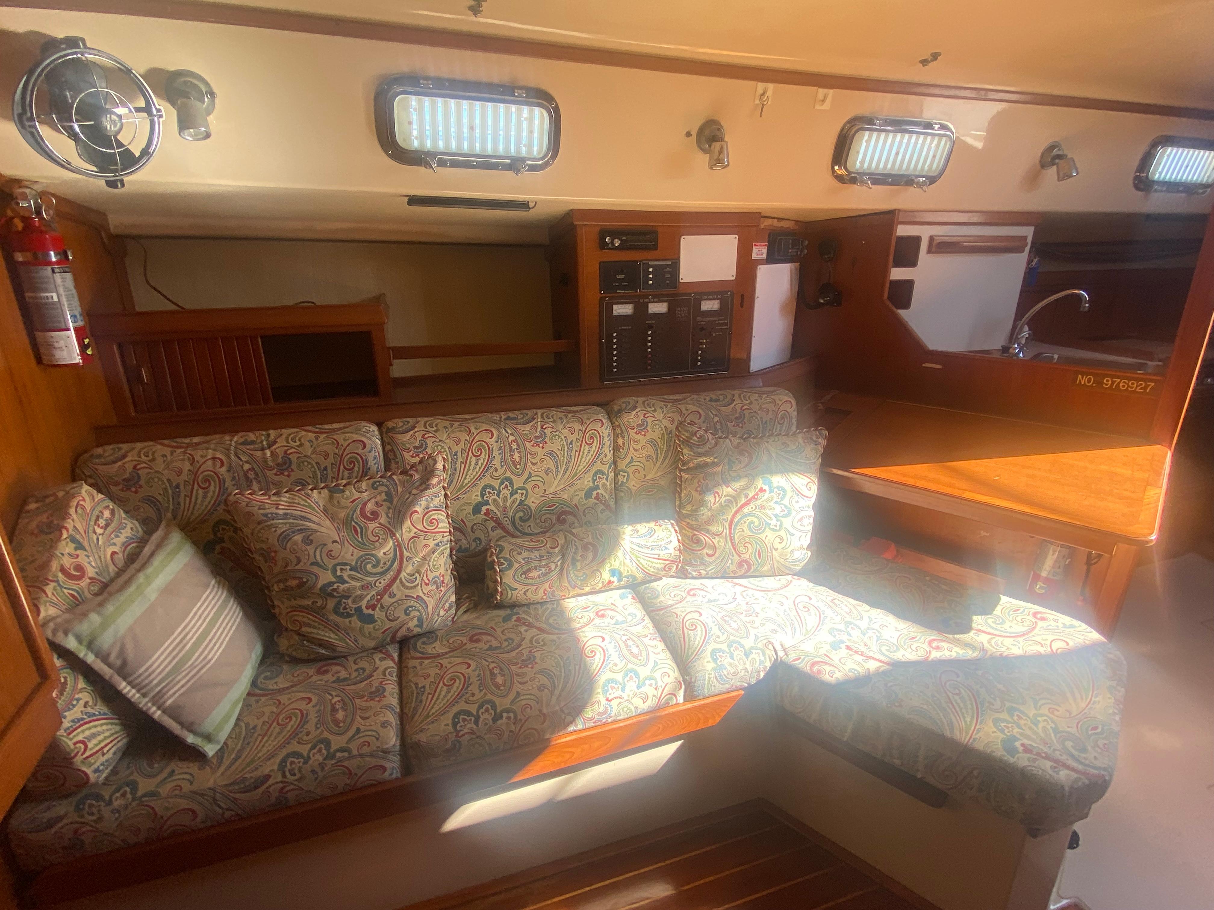 1990 Island Packet 38 Cutter for sale - YachtWorld