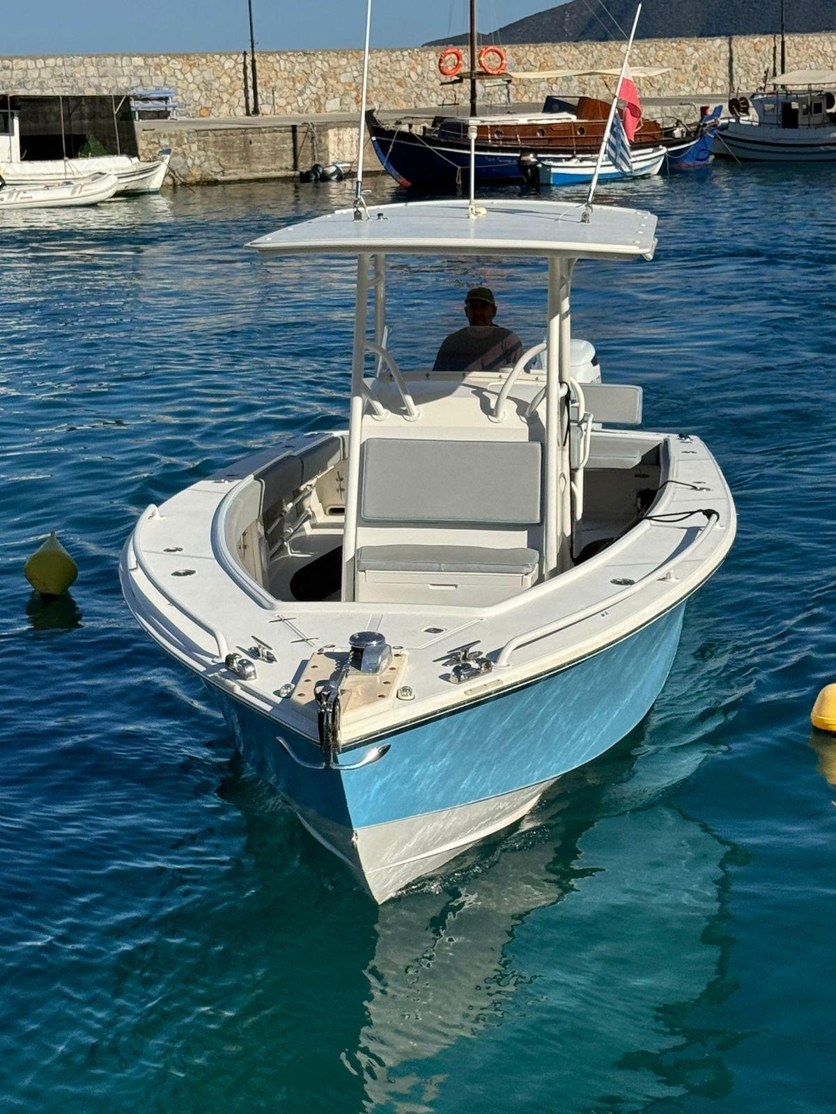 2004 Jupiter 31 Center Console Center Console for sale - YachtWorld