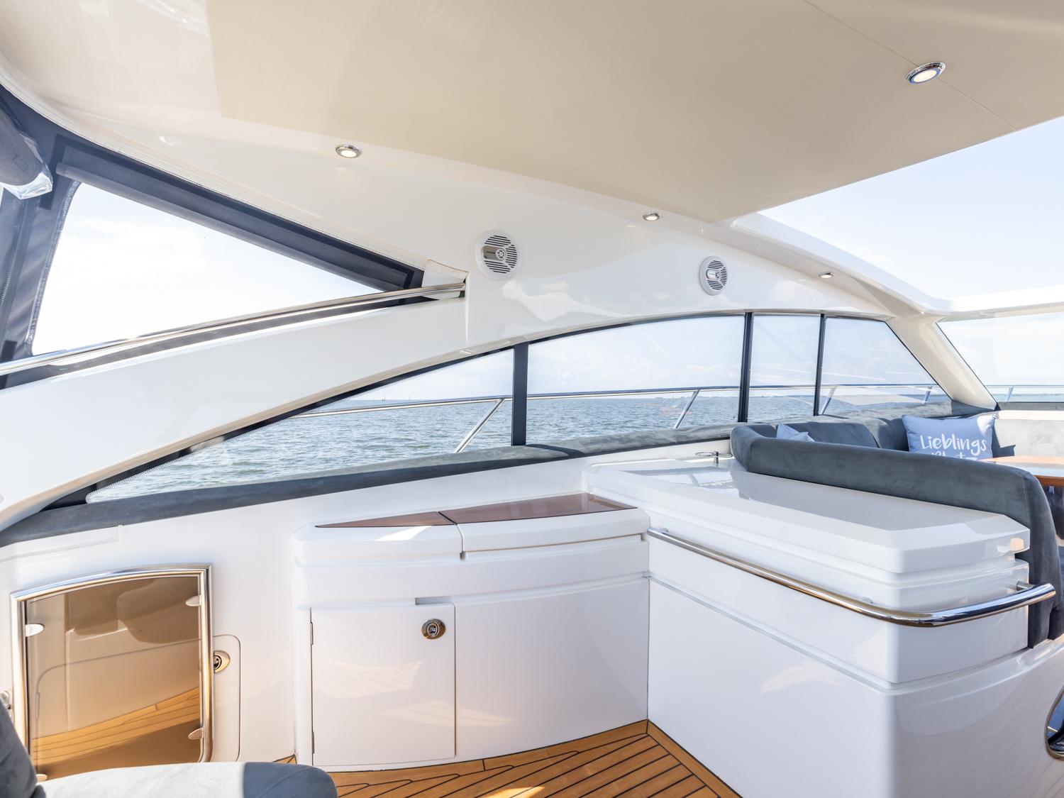 2007 Princess V53 Motor Yachts for sale - YachtWorld