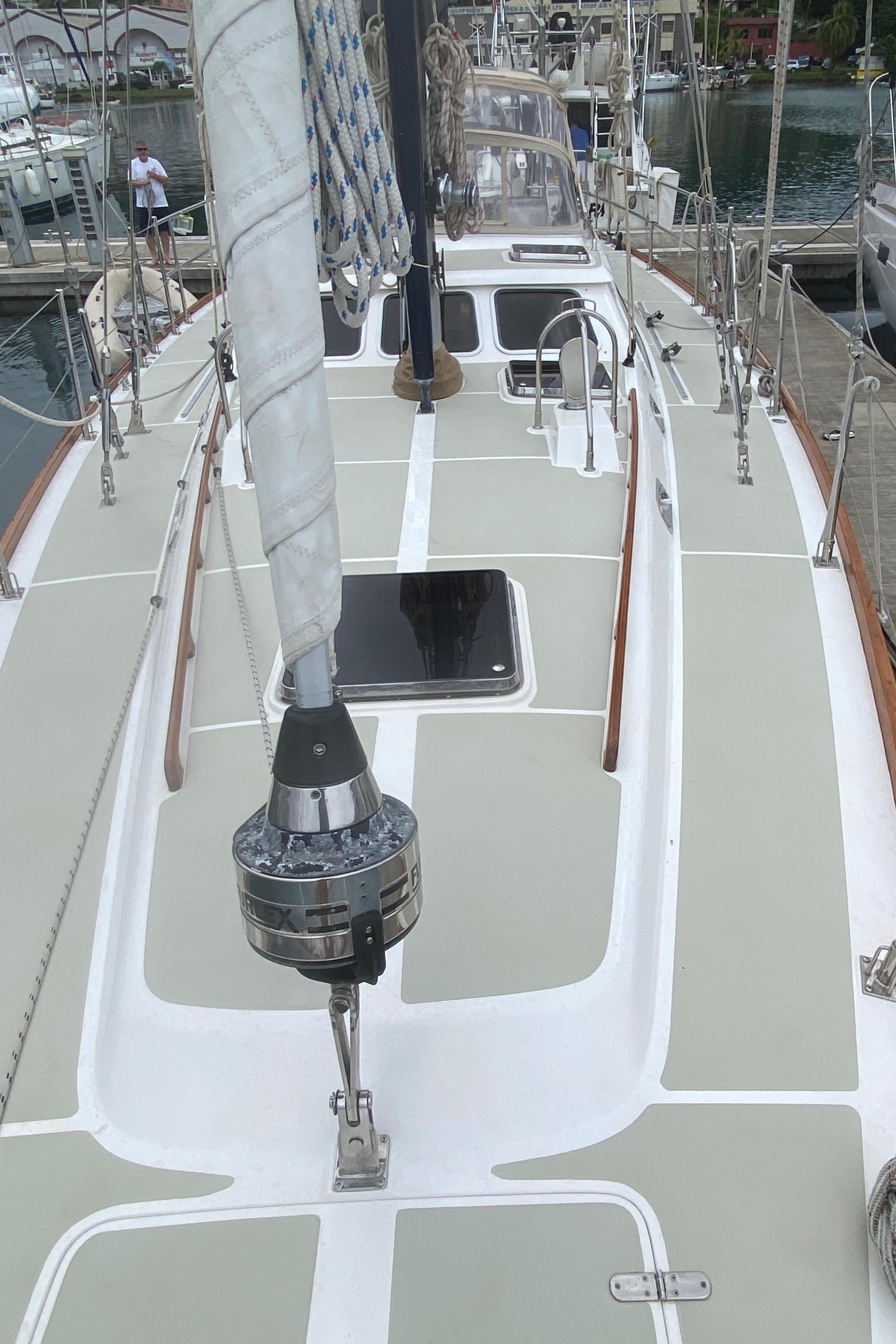 2009 Hylas 54 Cruiser for sale - YachtWorld