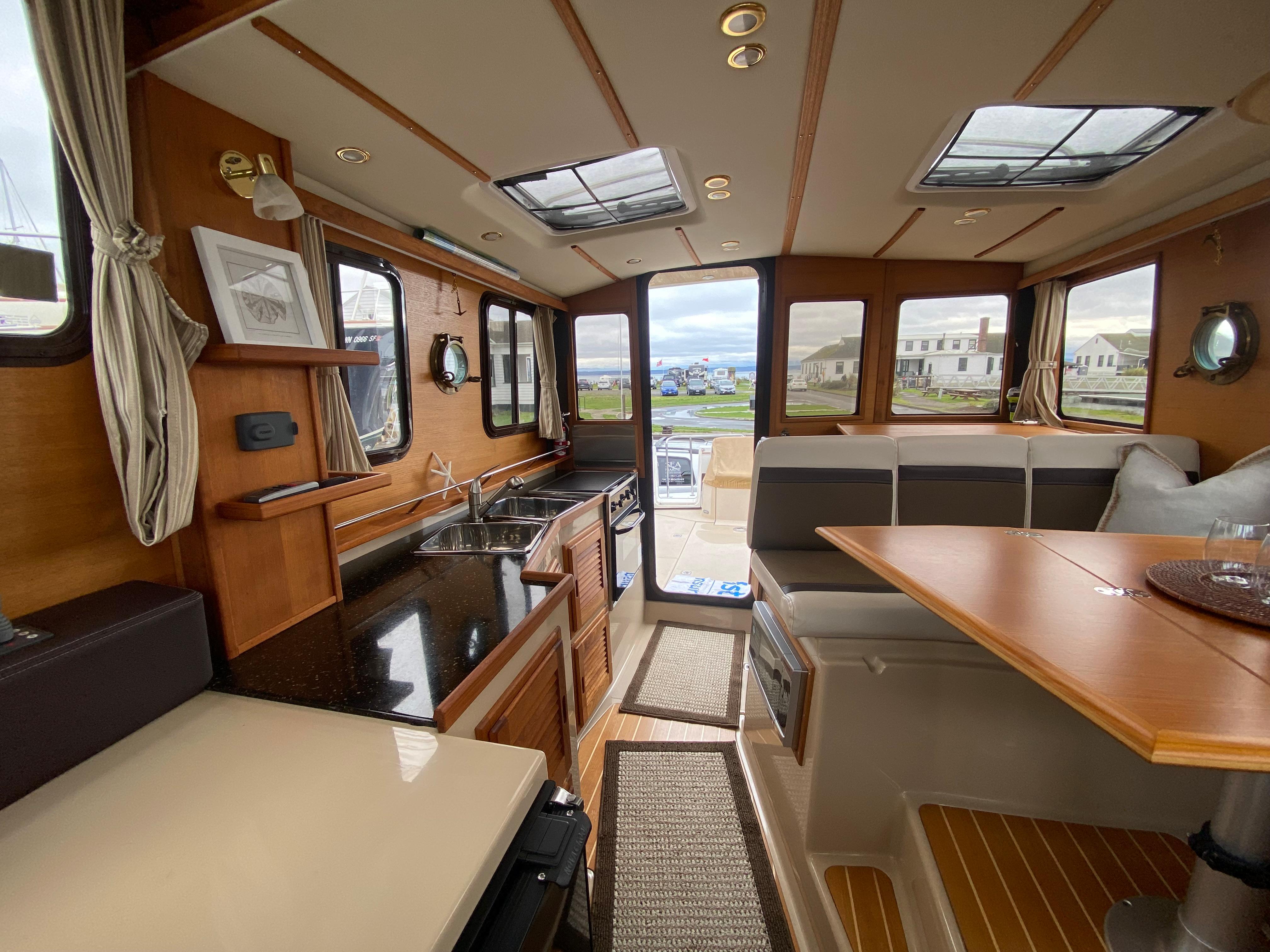 2014 Ranger Tugs R-31 Trawler for sale - YachtWorld