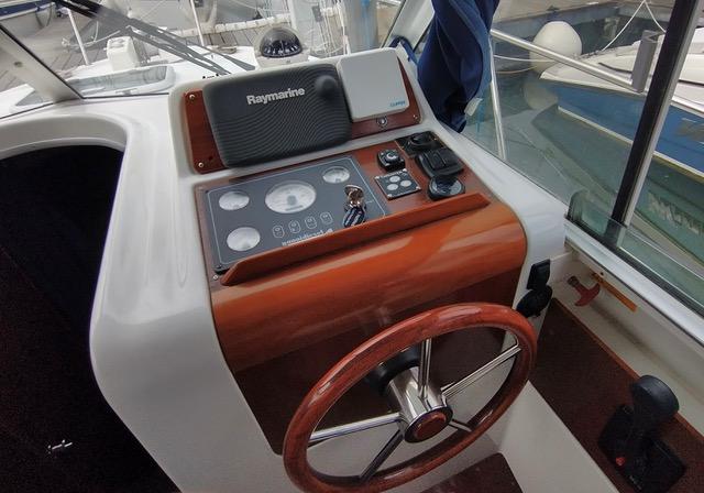 2003 Beneteau Antares 760 Cruiser for sale - YachtWorld