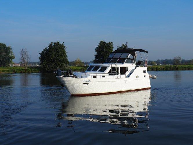 Hemmes 1080 | 2003 | 11m | Boatshop24